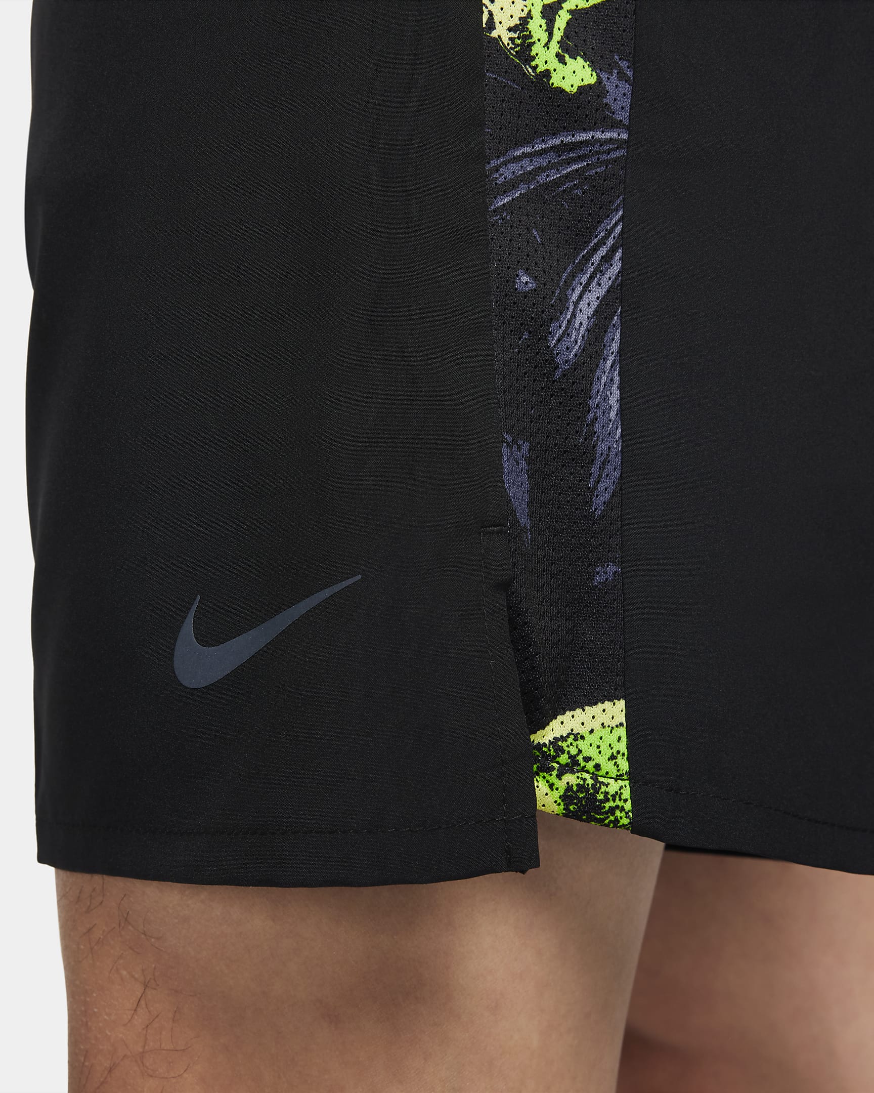 กางเกงวิ่งขาสั้นไม่มีซับใน 7 นิ้วผู้ชาย Nike Dri-FIT Challenger Studio '72 Nike TH