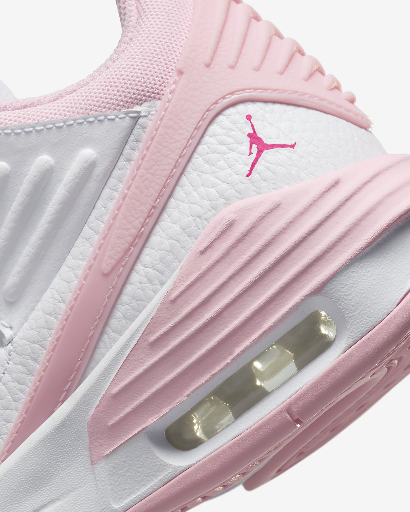 Jordan Max Aura 5 Older Kids' Shoes. Nike VN