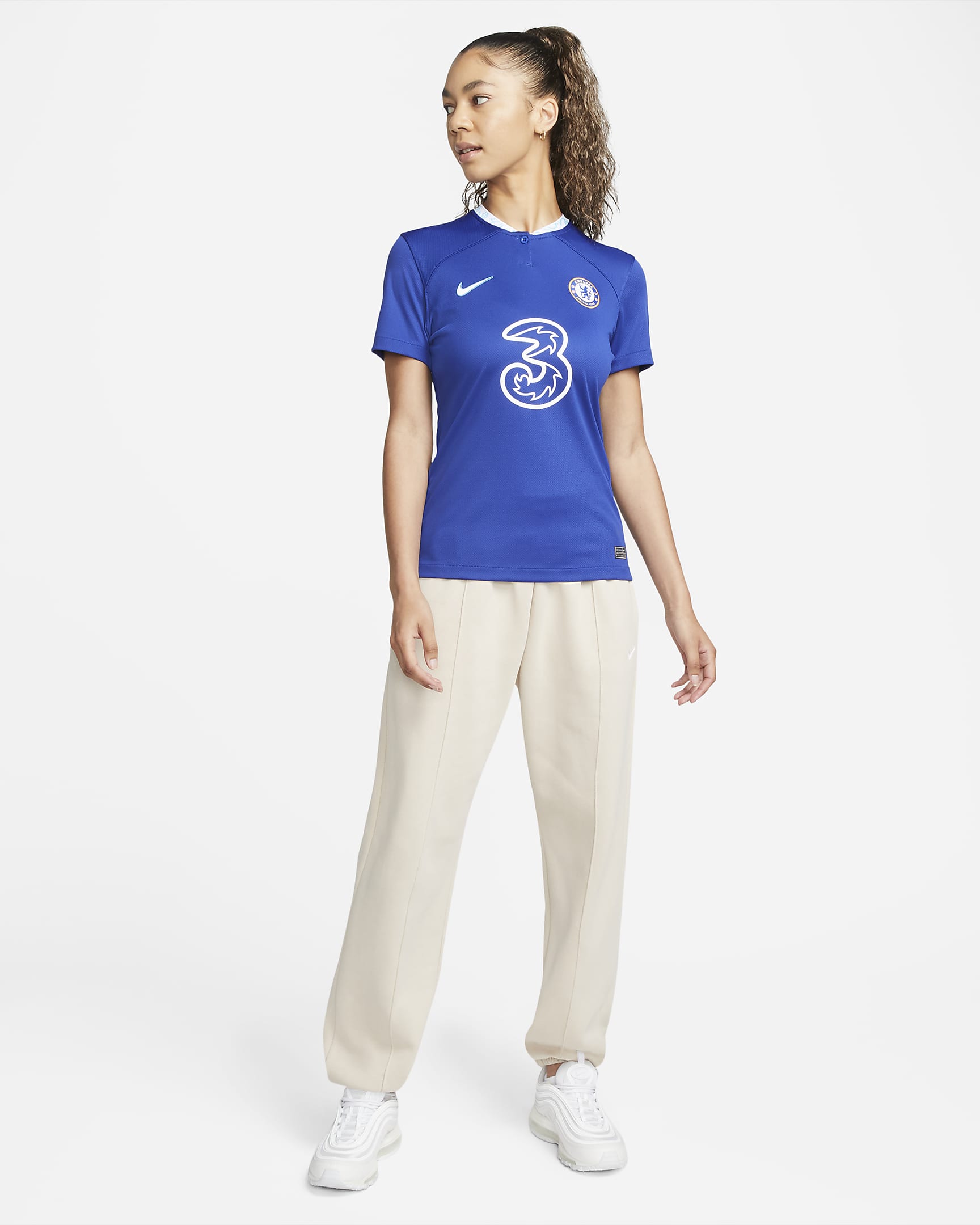 Chelsea F.C. 2022/23 Stadium Home Women's Nike Dri-FIT Football Shirt. Nike UK