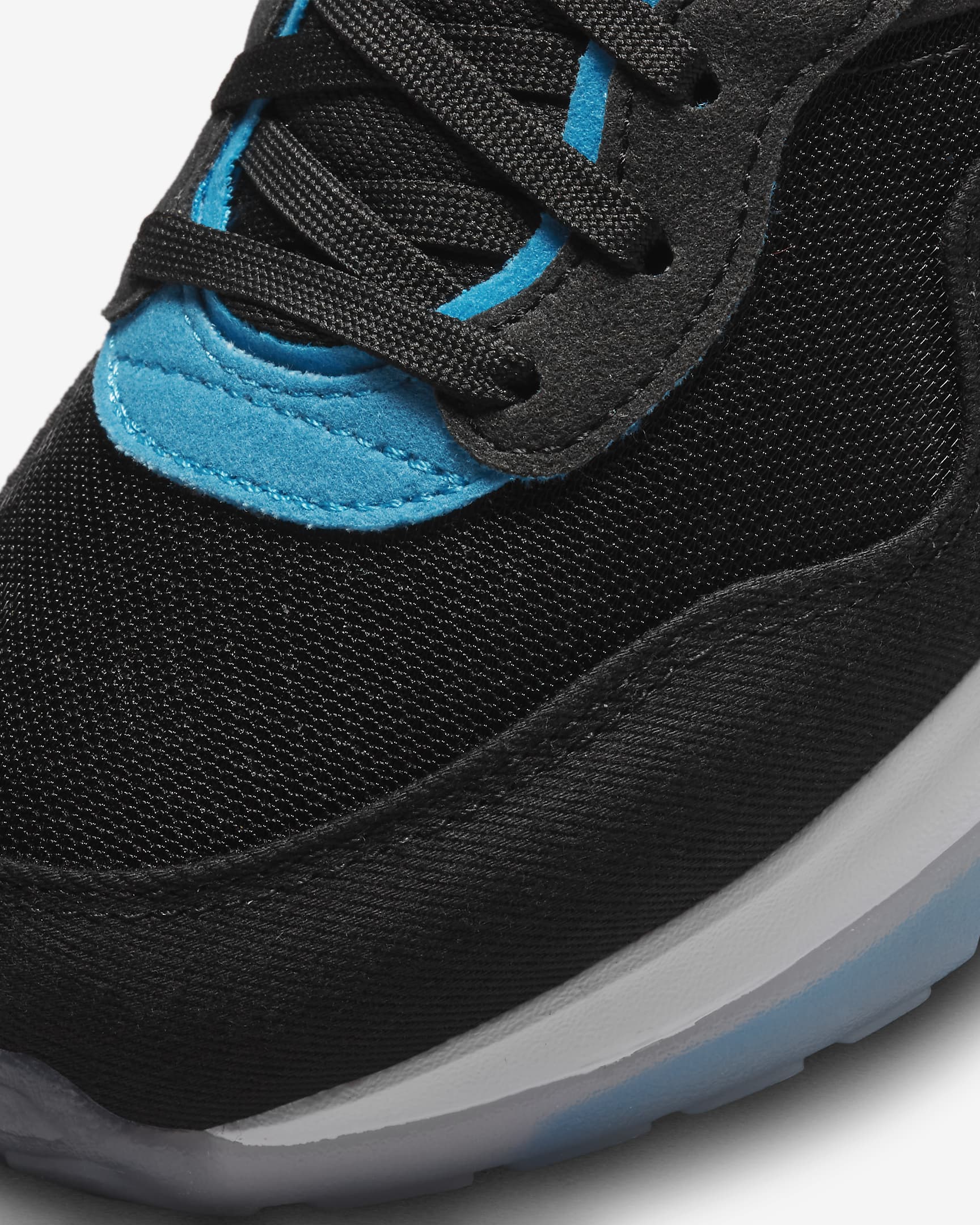 Nike Air Max Motif Older Kids' Shoe. Nike AT