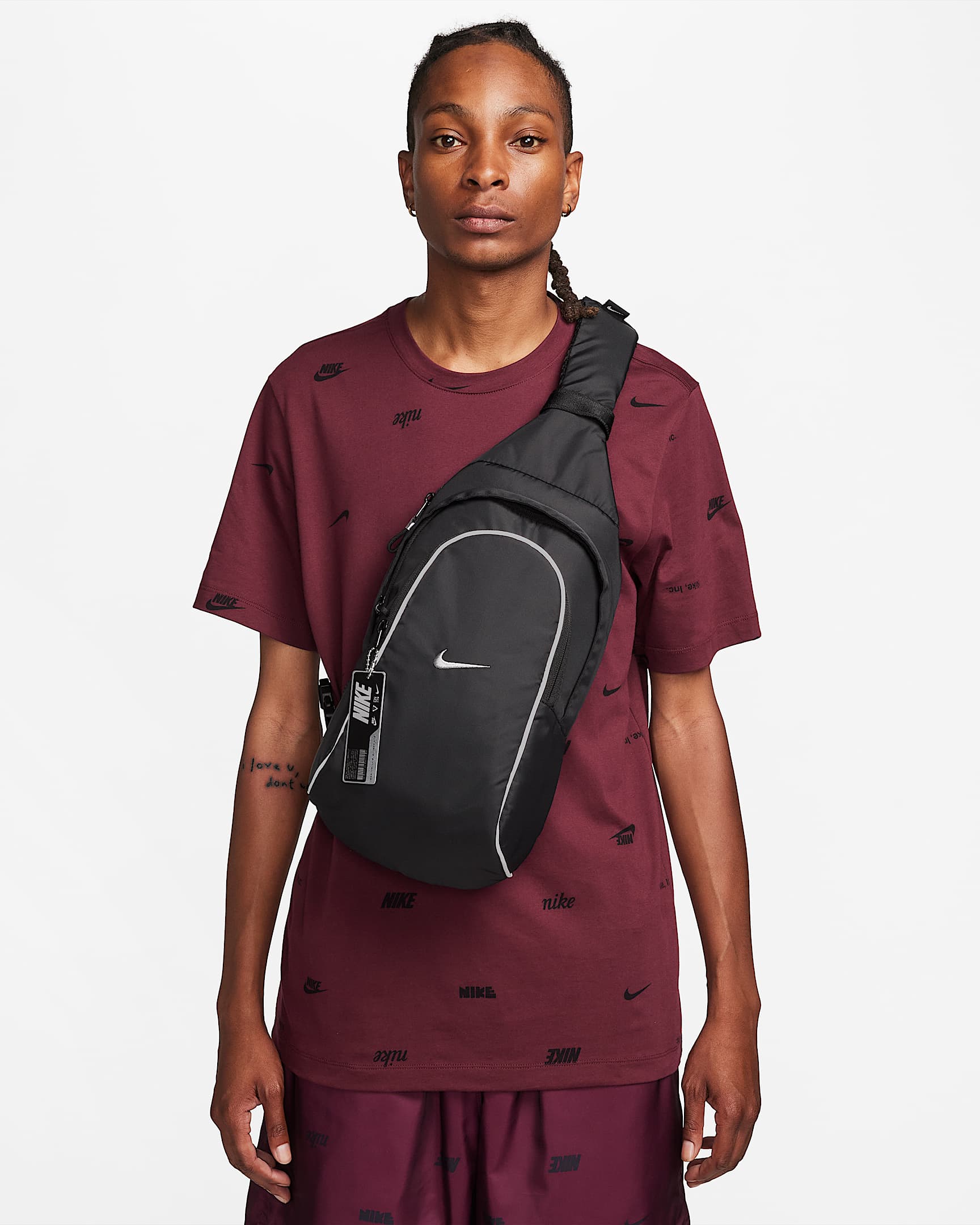 Nike Sportswear Essentials Sling Bag (8L). Nike NZ