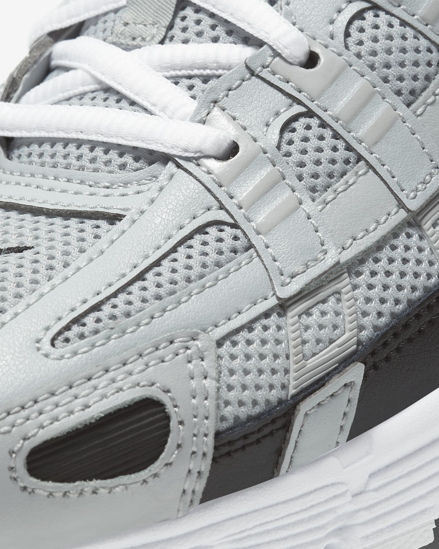 Nike P-6000 Shoes. Nike JP