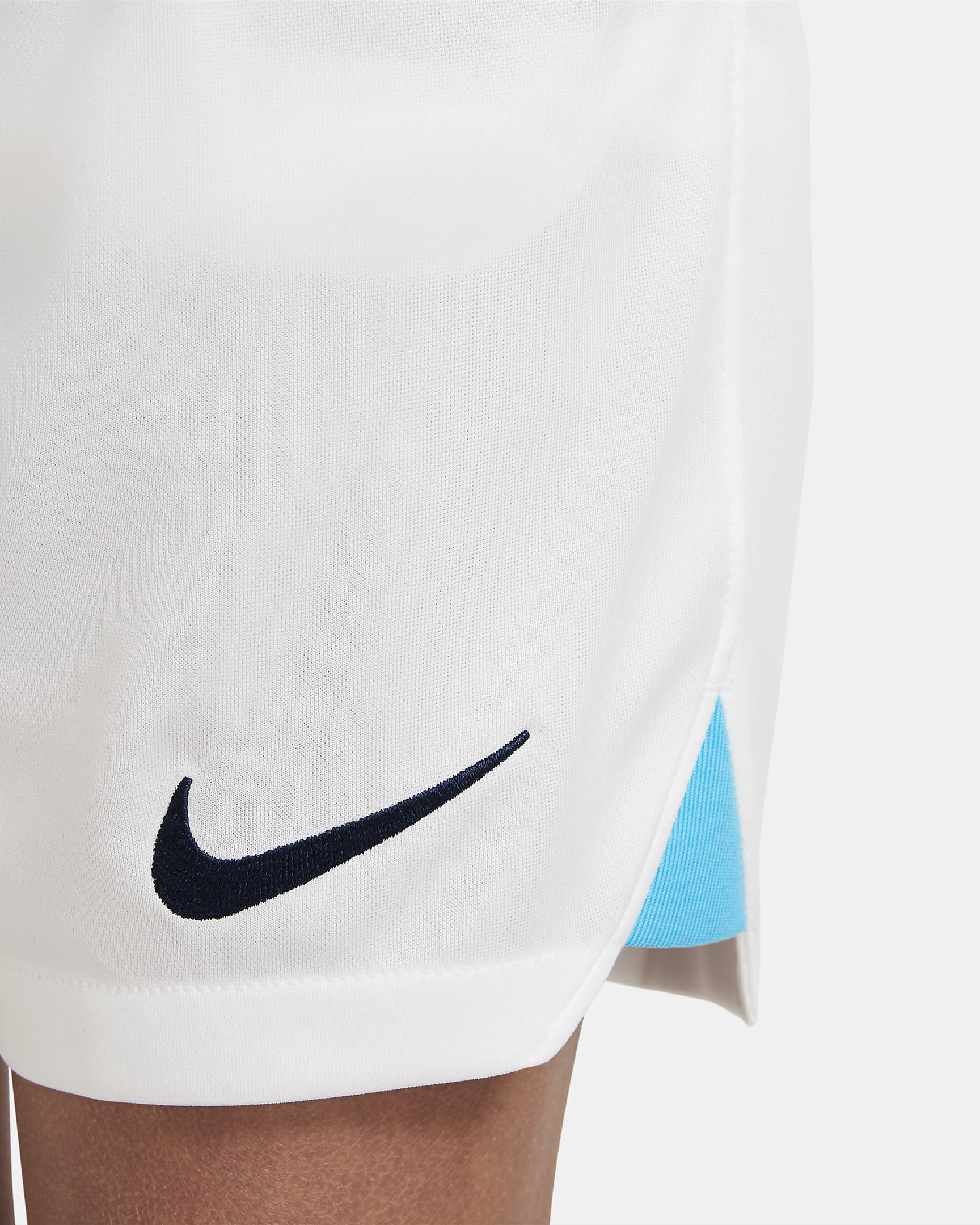 Chelsea F.C. 2022/23 Stadium Home/Away Older Kids' Nike Dri-FIT Football Shorts. Nike NZ