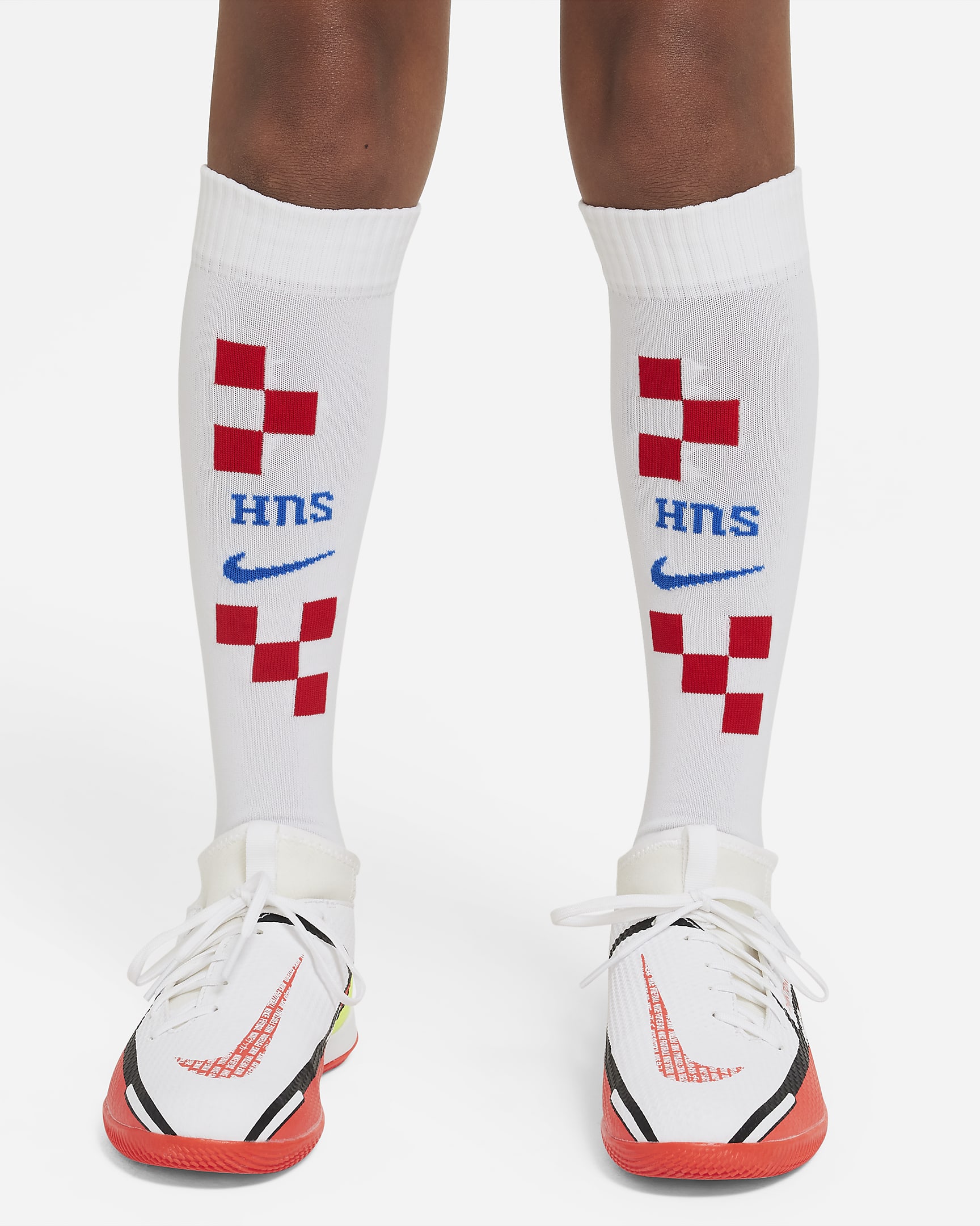 Croatia 2022/23 Home Younger Kids' Nike Football Kit. Nike NL