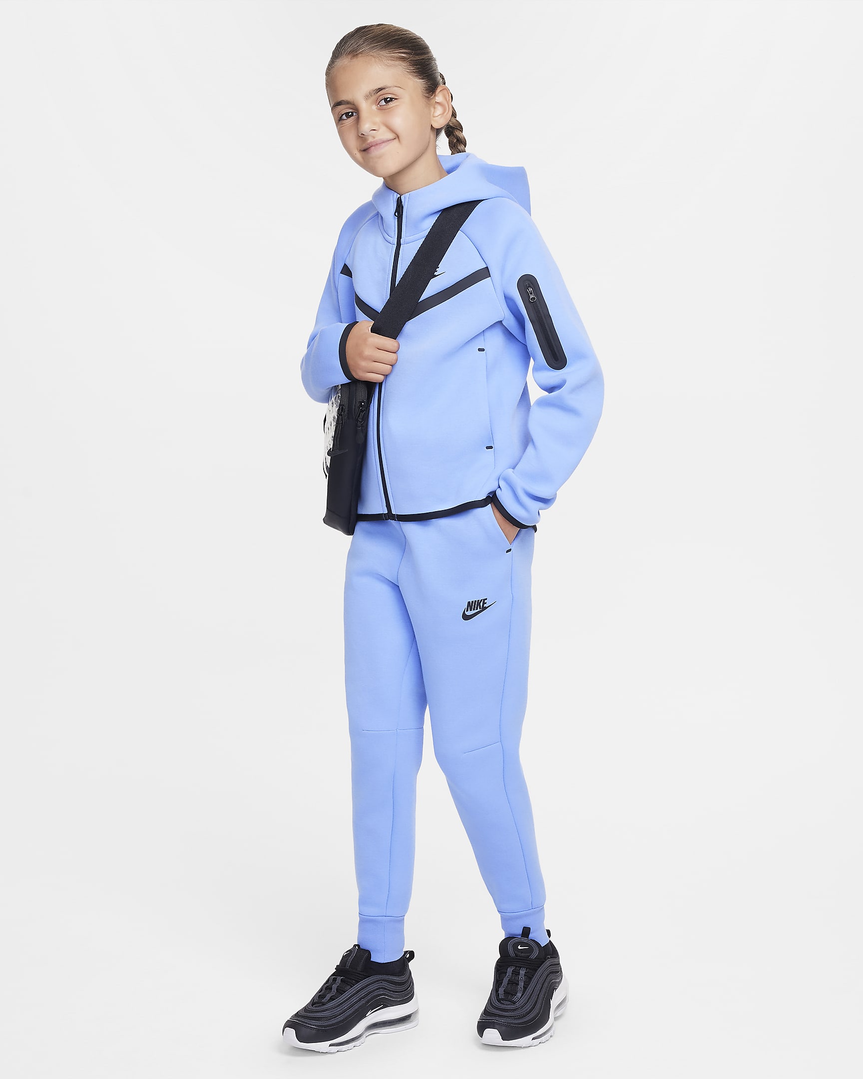 Nike Sportswear Tech Fleece Girls' Joggers. Nike UK