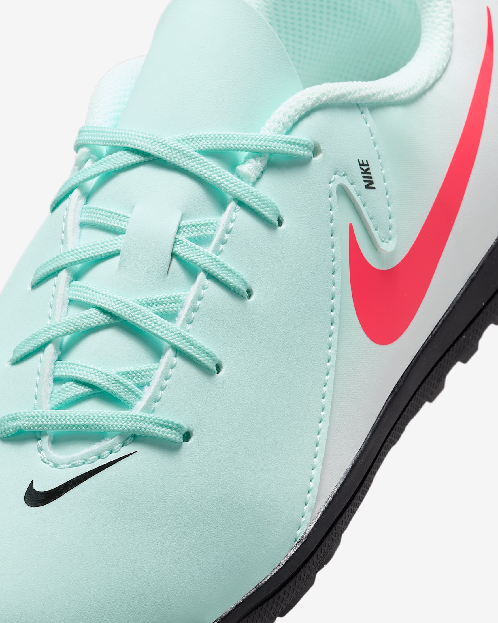 Nike Jr. Phantom GX 2 Club Younger/Older Kids' TF Football Shoes. Nike UK