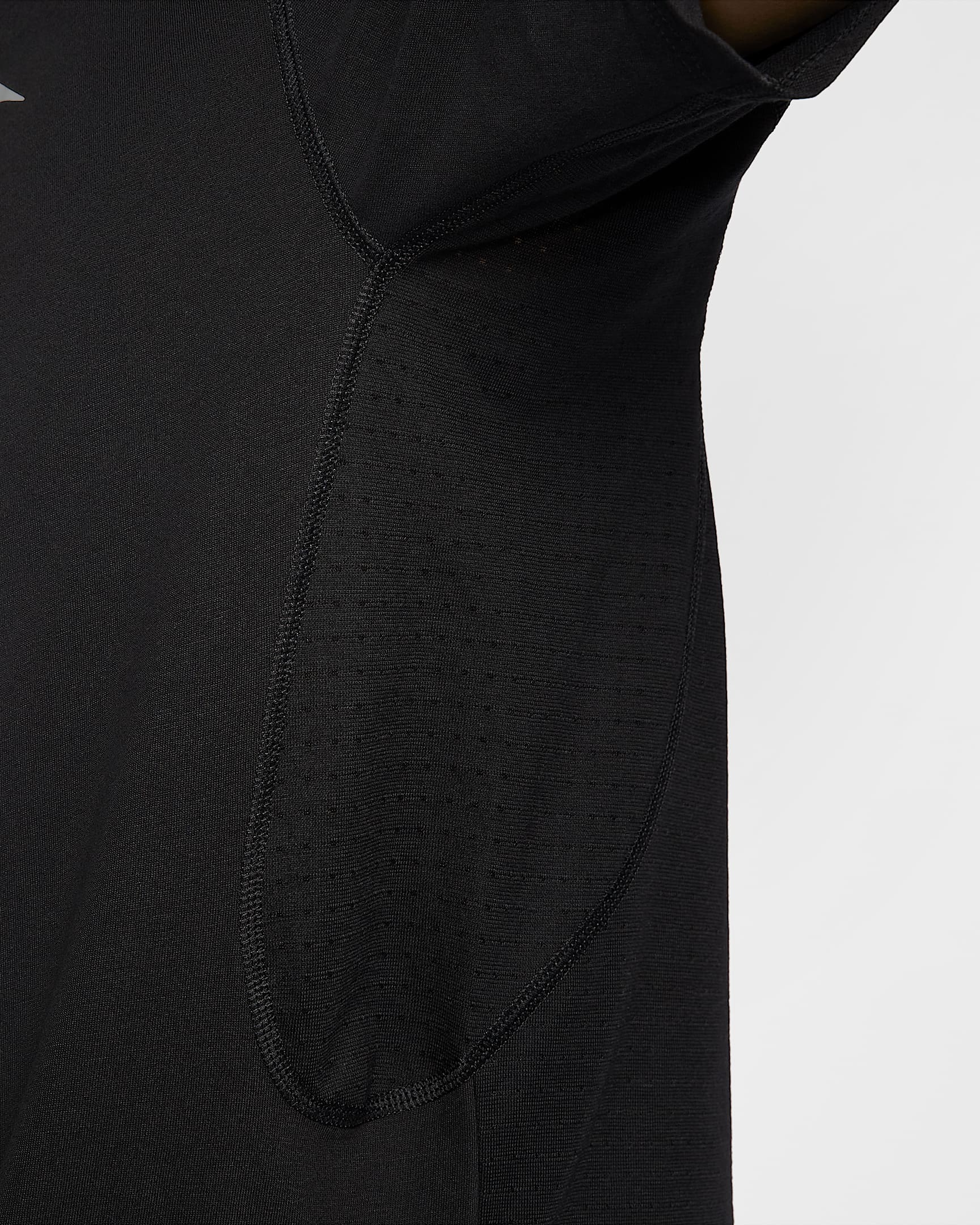 Nike Trail Solar Chase Men's Dri-FIT ADV Short-Sleeve Running Top. Nike MY