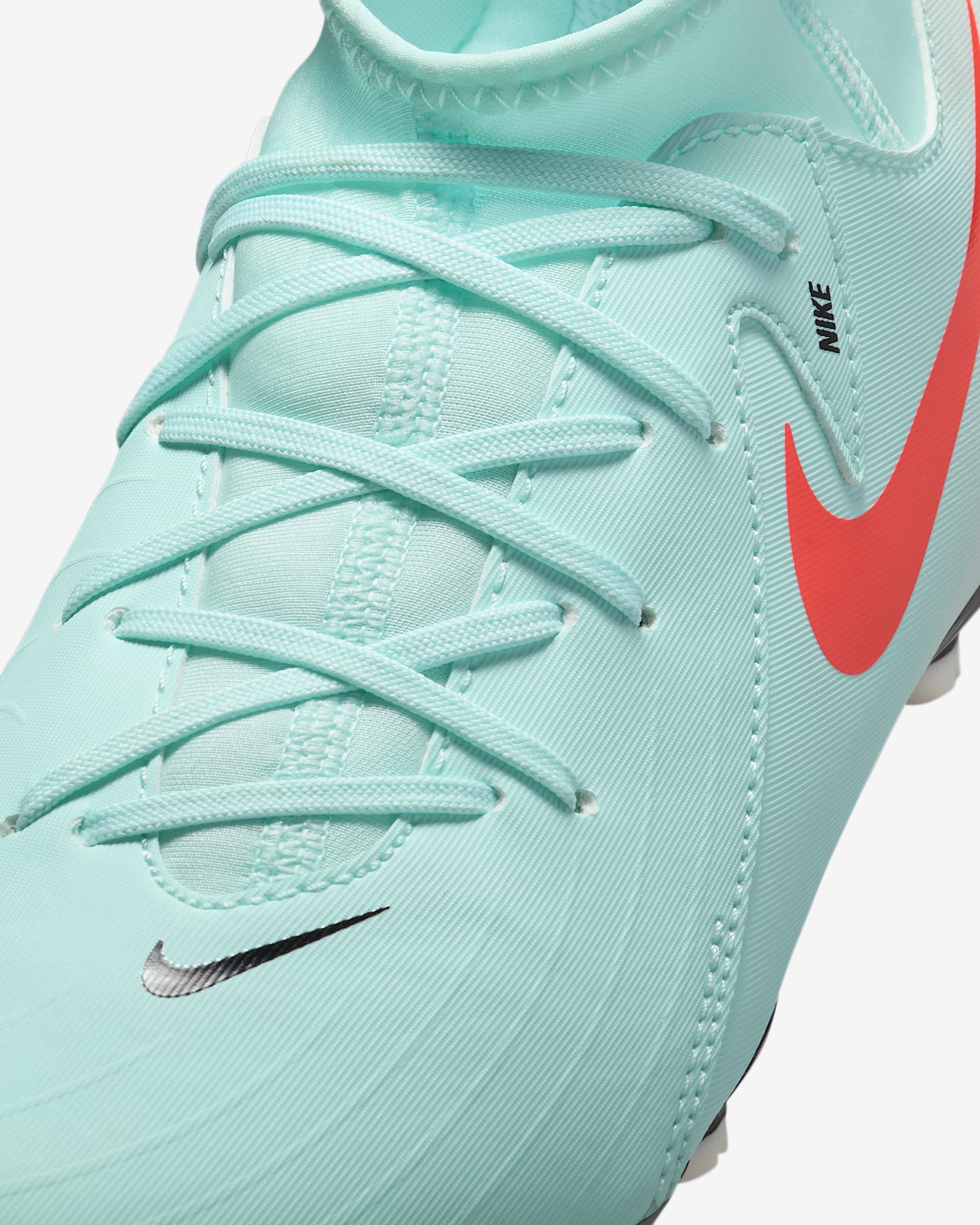 Nike Jr. Phantom Luna 2 Academy Younger/Older Kids' MG Football Boot ...