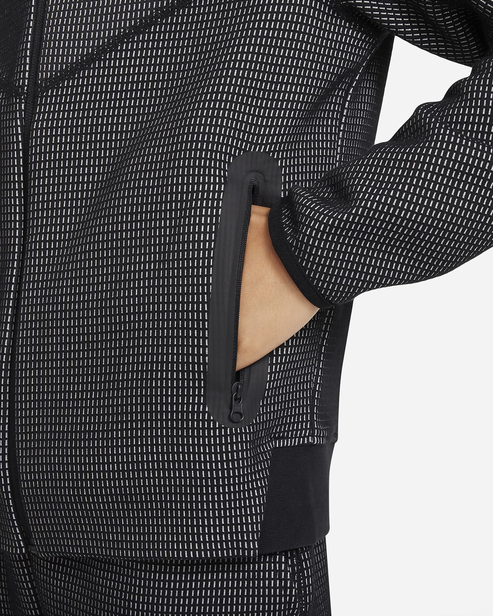 Nike Sportswear Tech Fleece Older Kids' (Boys') Winterized Full-Zip Hoodie. Nike SI