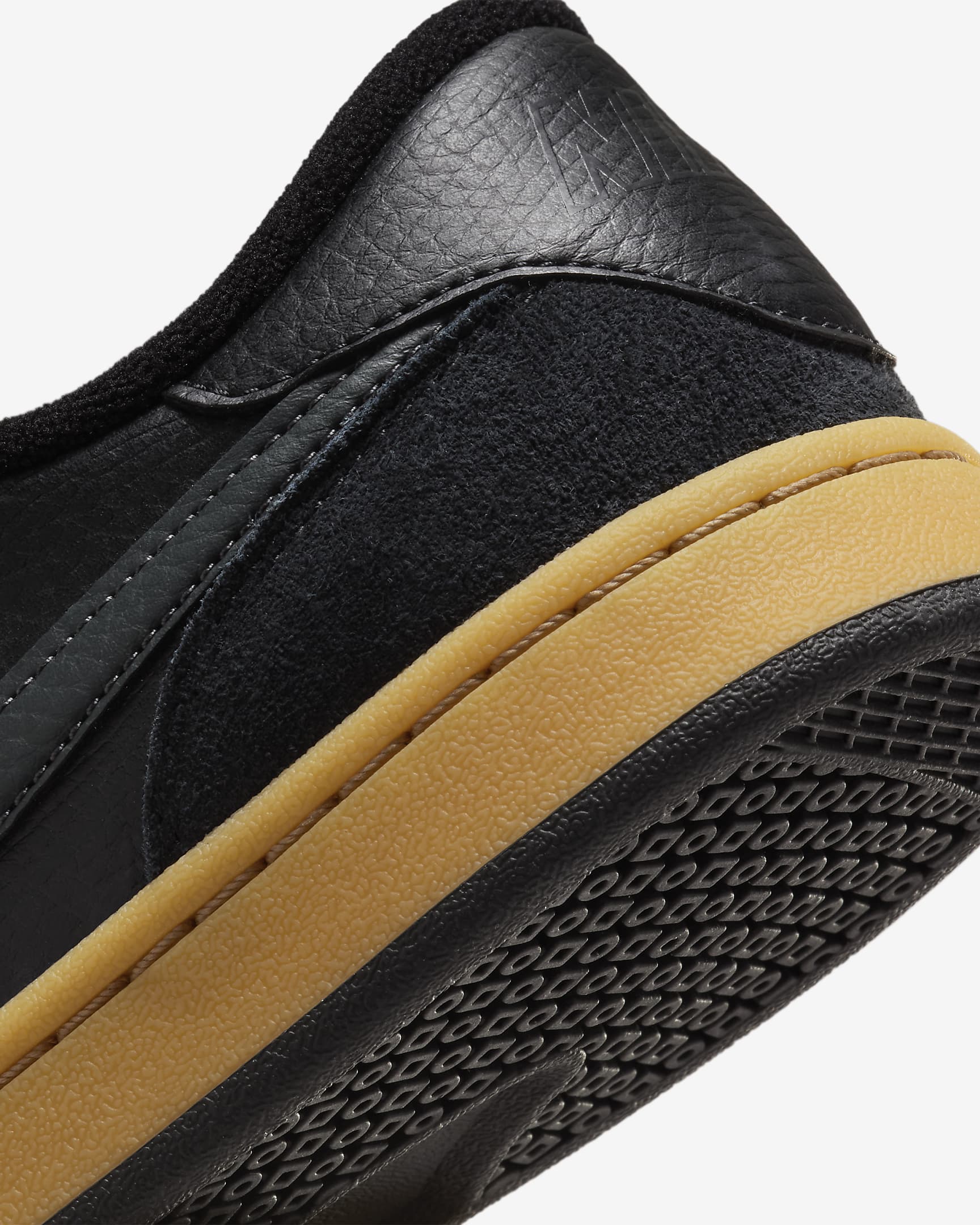 Tenis de skateboarding Nike SB FC Classic. Nike MX