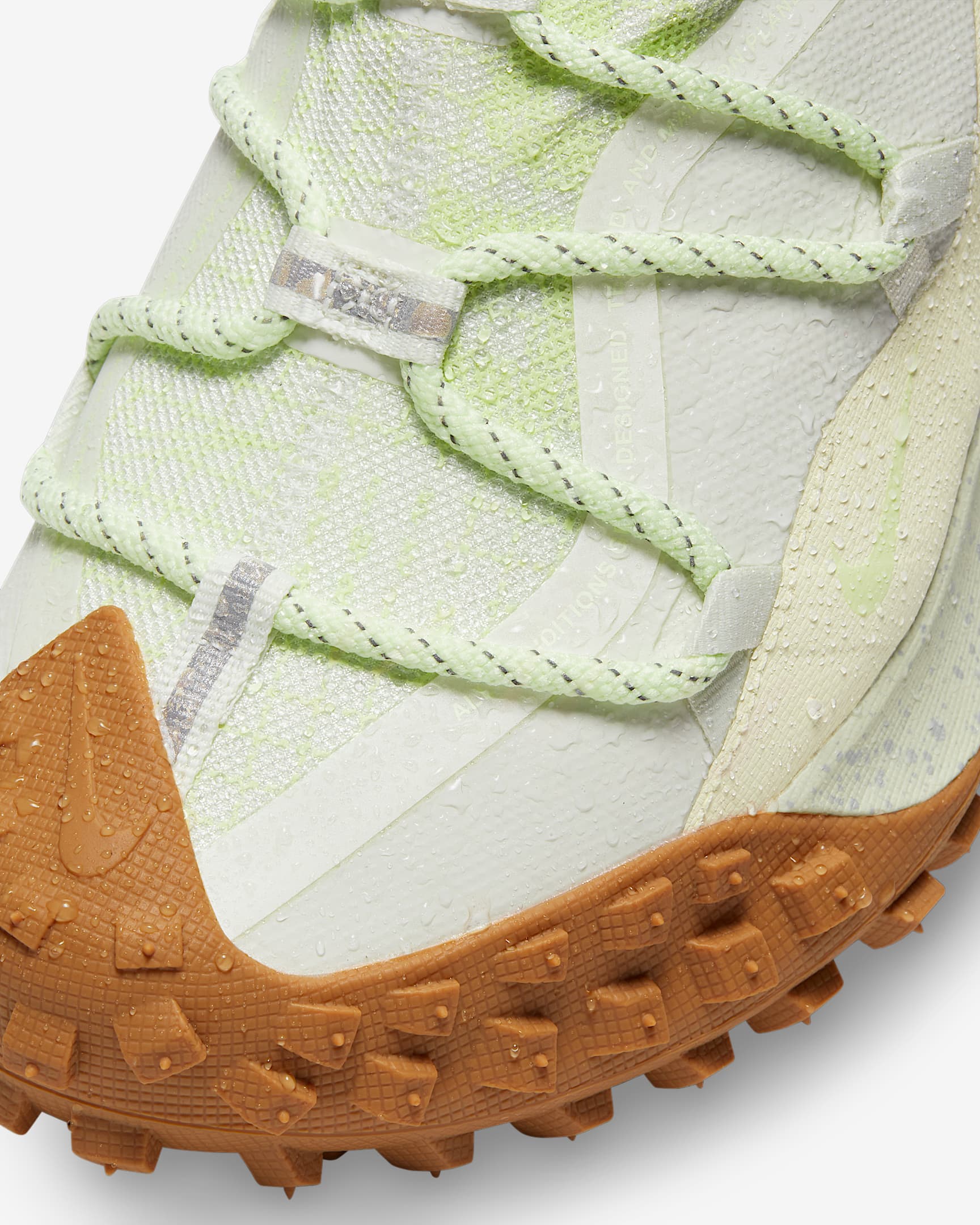 Nike ACG Mountain Fly Low GORE-TEX SE Men's Shoes. Nike LU