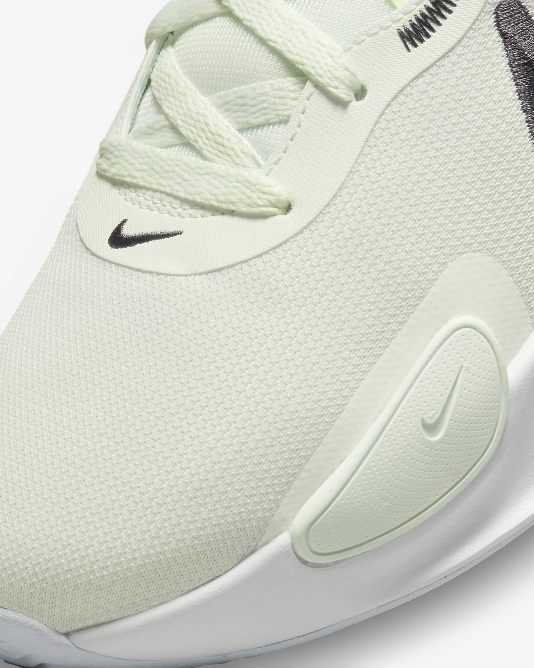 Nike Elevate 3 Basketball Shoes. Nike BG