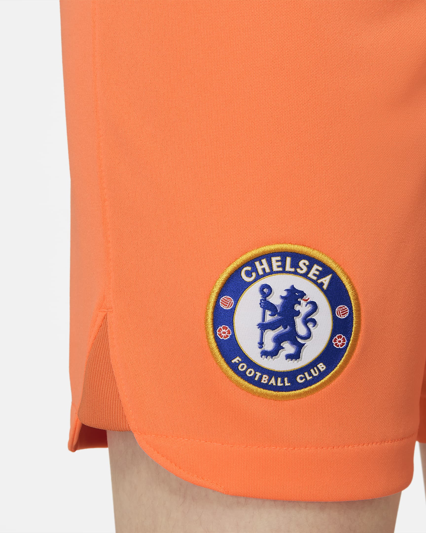 Chelsea F.C. 2022/23 Stadium Goalkeeper Older Kids' Nike Dri-FIT ...