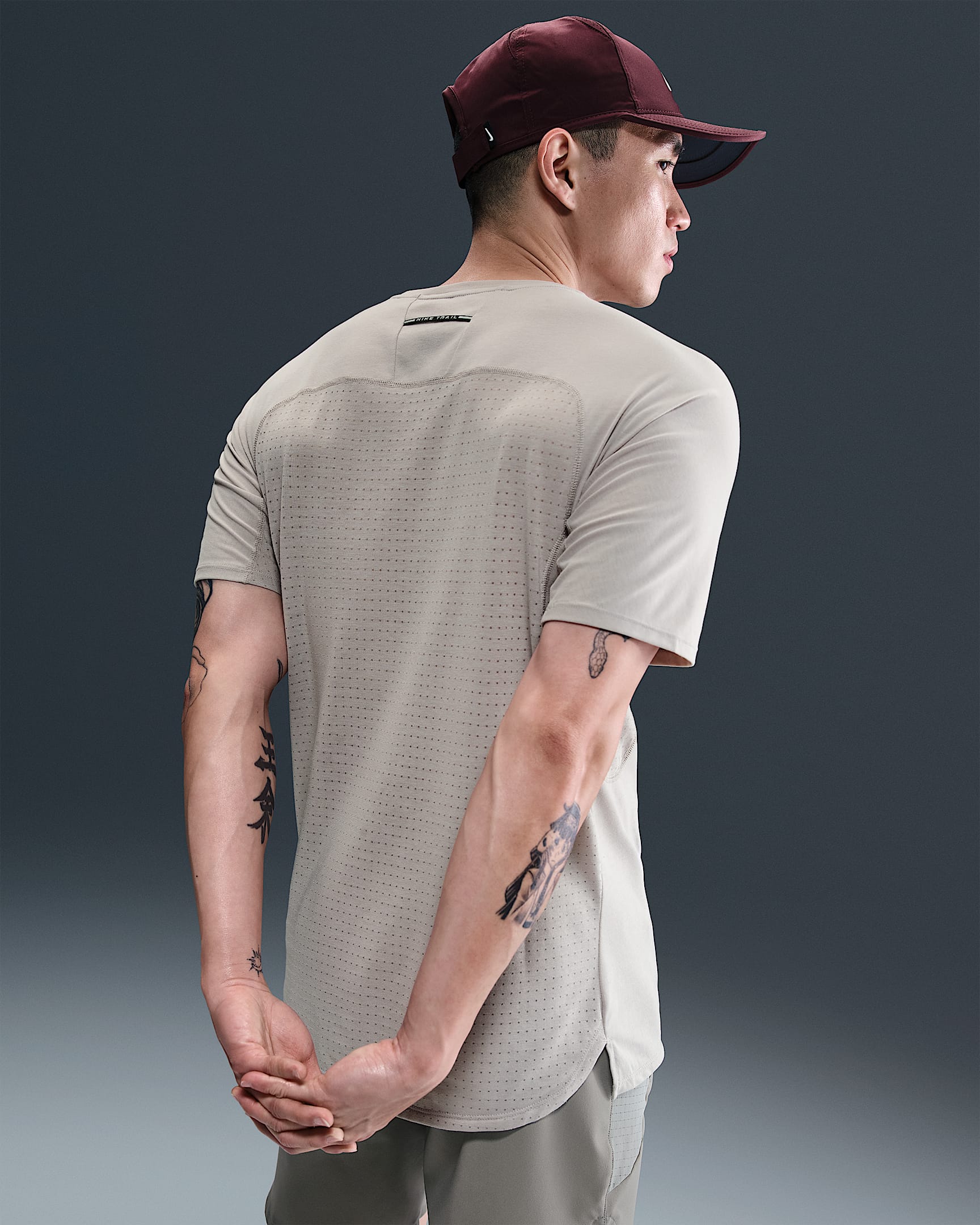 Nike Trail Solar Chase Men's Dri-FIT ADV Short-Sleeve Running Top. Nike SG