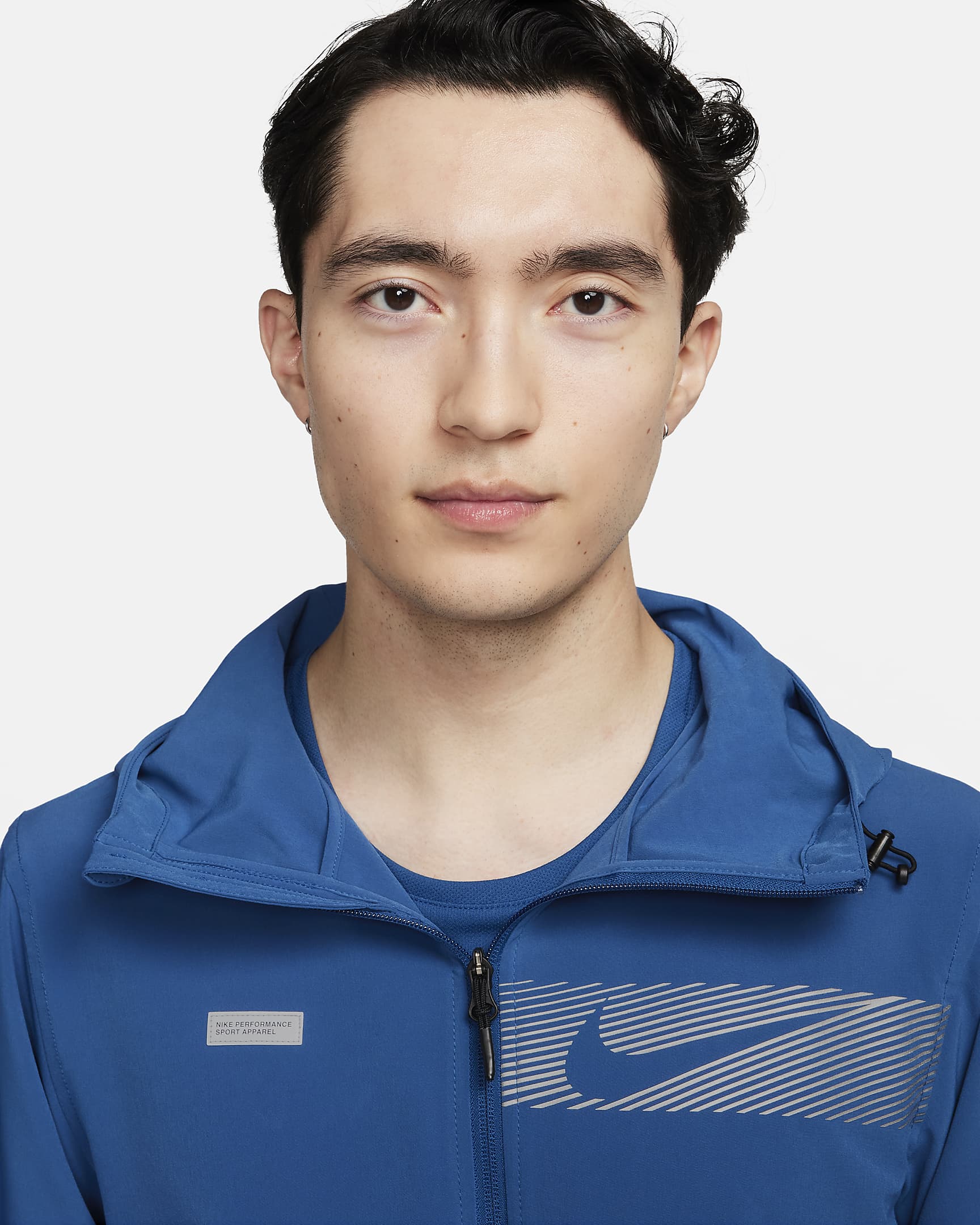 Nike Unlimited Men's Repel Hooded Versatile Jacket. Nike IN