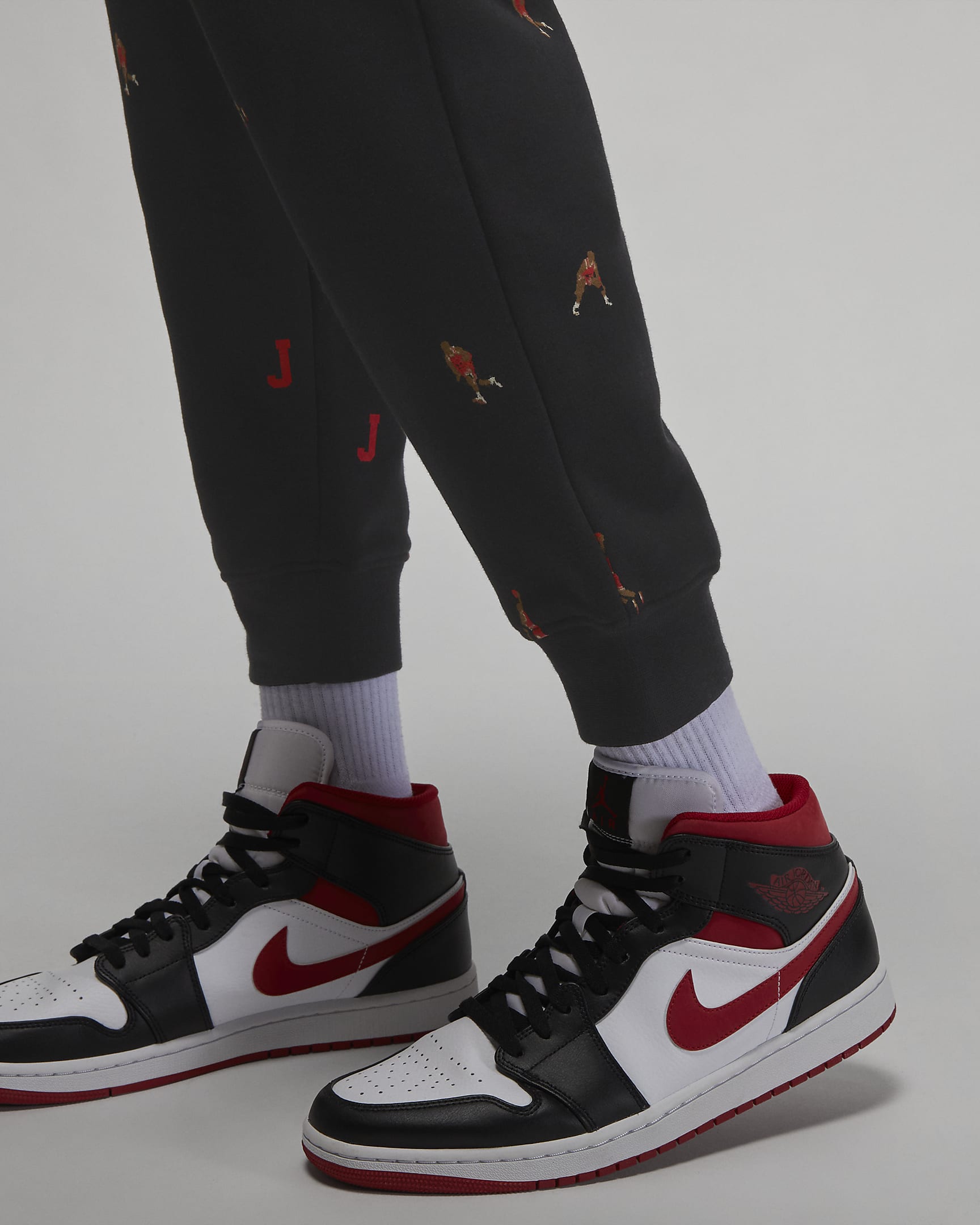 Jordan Essentials Men's Holiday French Terry Trousers. Nike UK