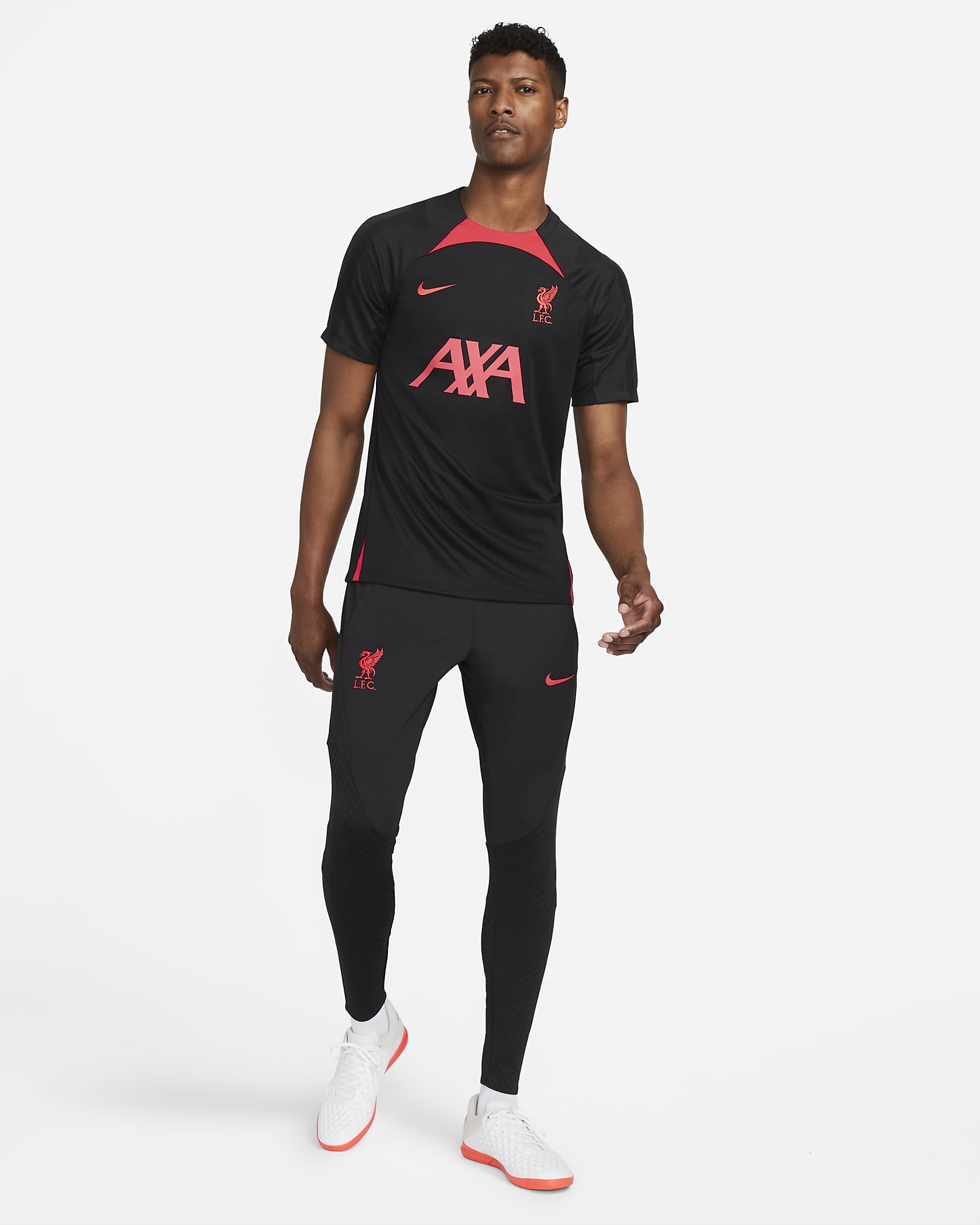 Liverpool F.C. Strike Men's Nike Dri-FIT Football Pants. Nike CZ