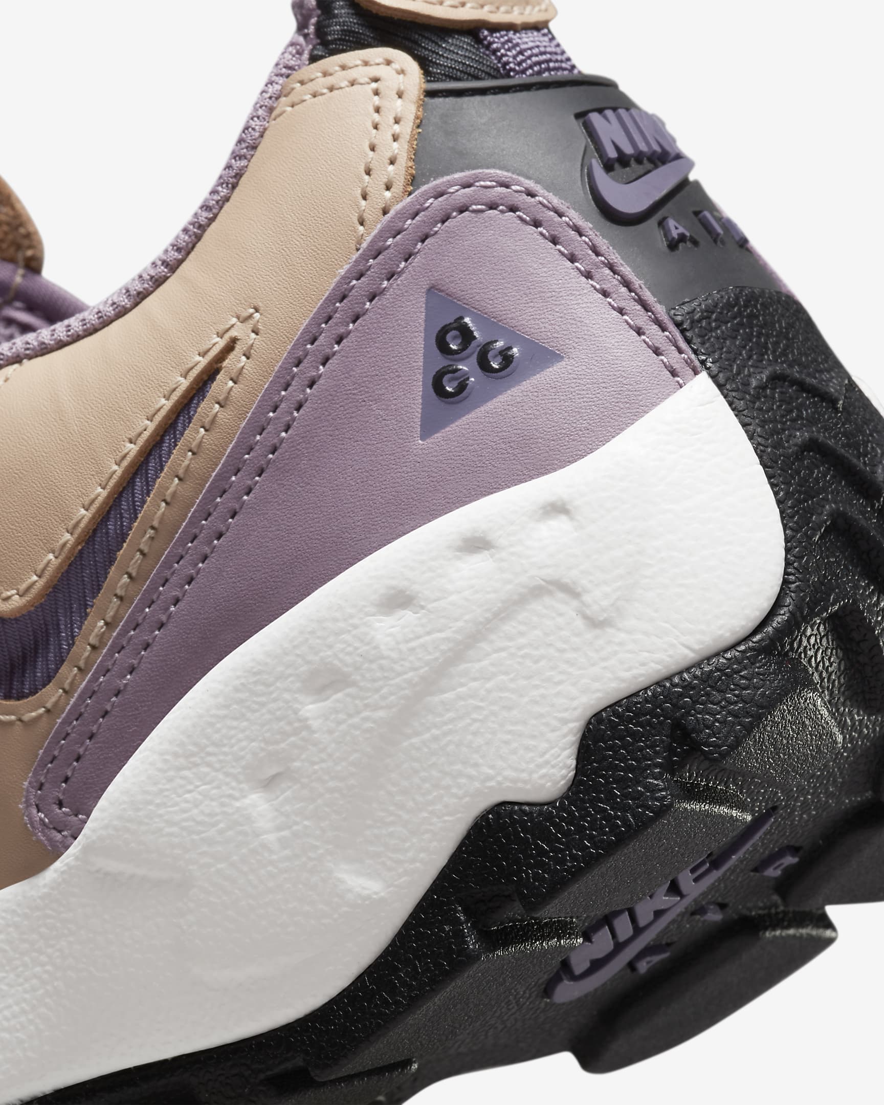 Nike ACG Air Mada Men's Shoes. Nike UK