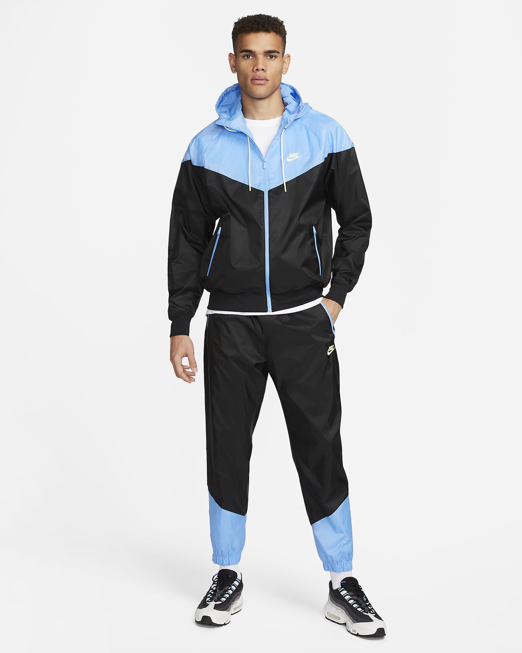 Nike Windrunner Men's Woven Lined Trousers. Nike ZA