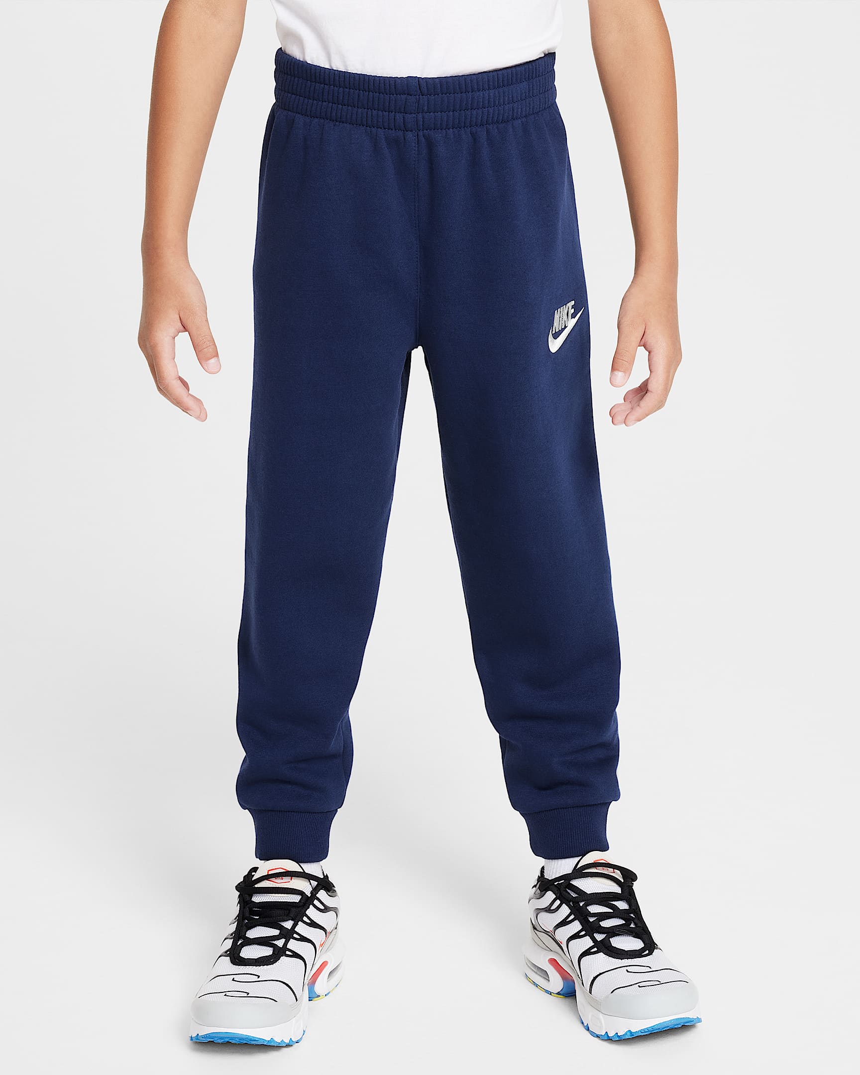 Nike Sportswear Powder Play Younger Kids' Lightweight Fleece 2-Piece Crew Set. Nike UK