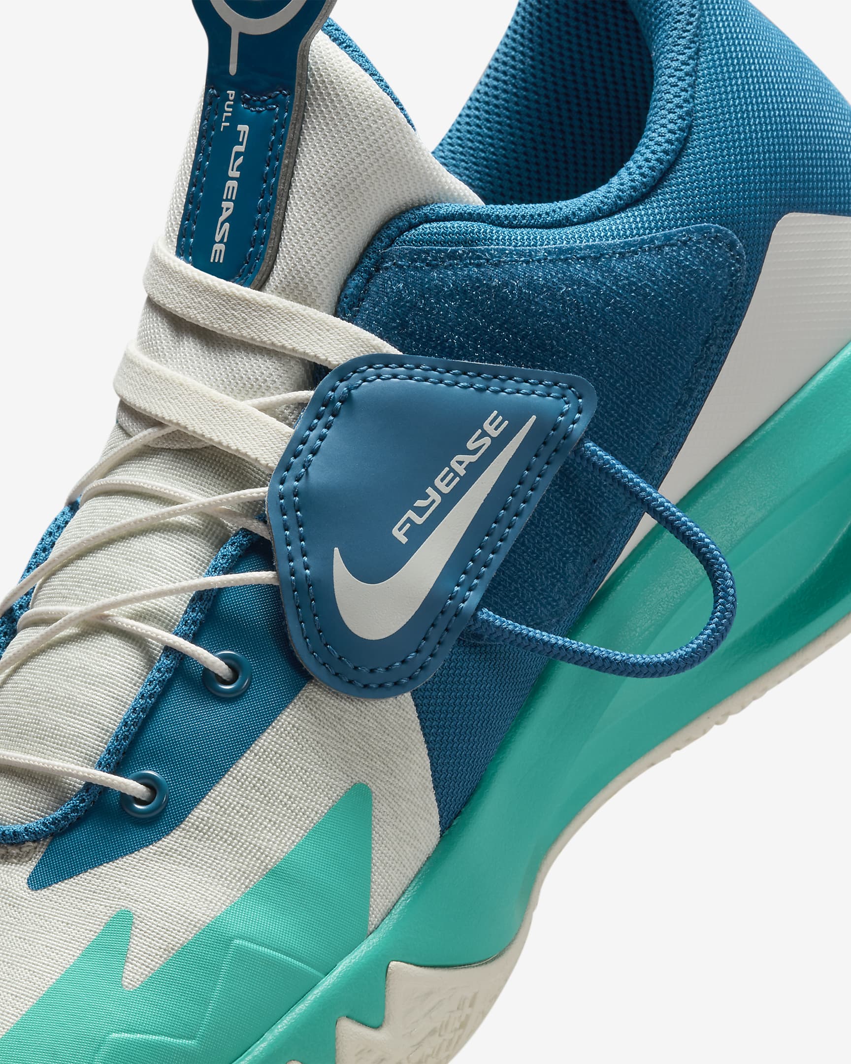 Nike Precision 6 FlyEase 籃球鞋。Nike TW