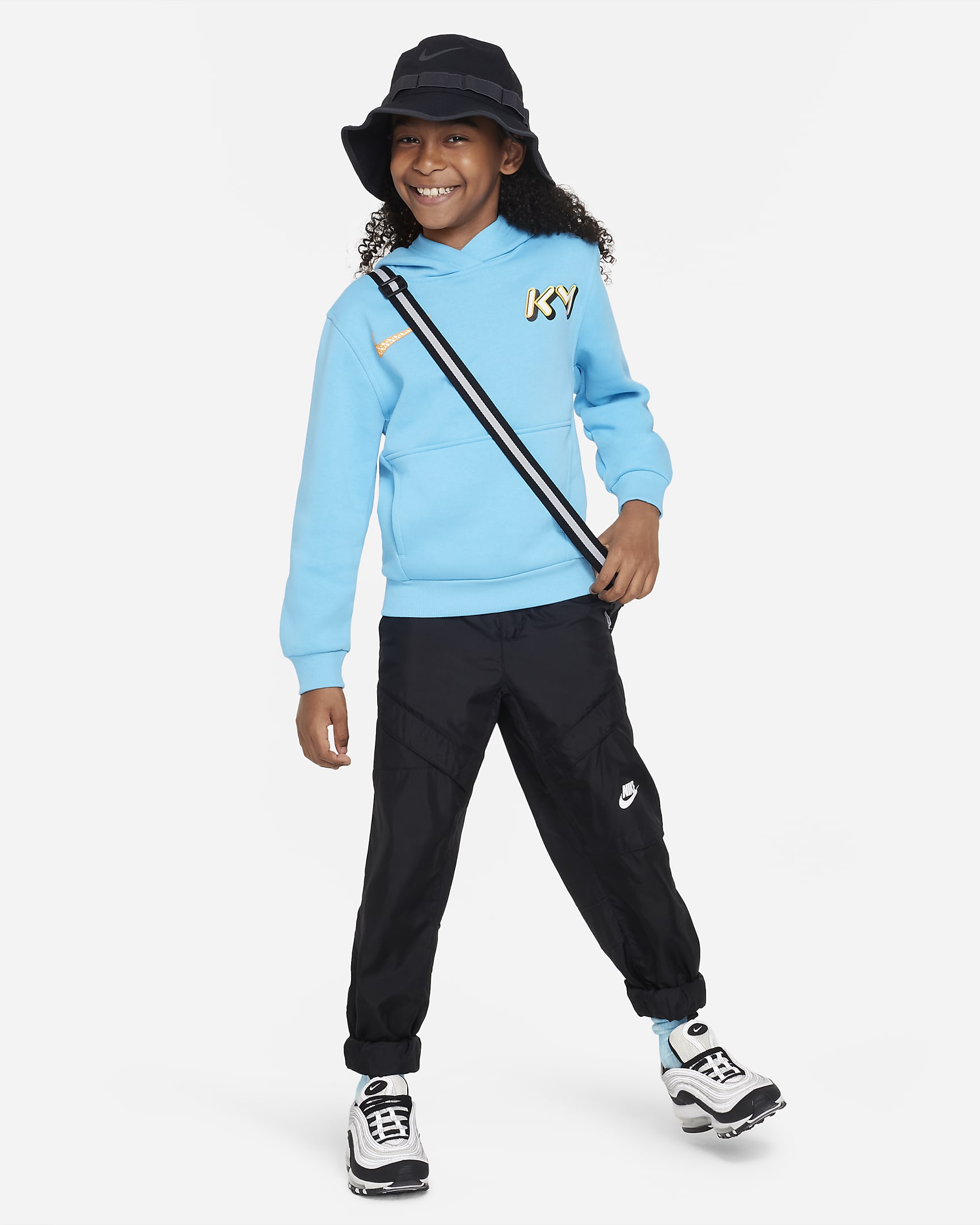 KM Older Kids' Football Hoodie. Nike UK