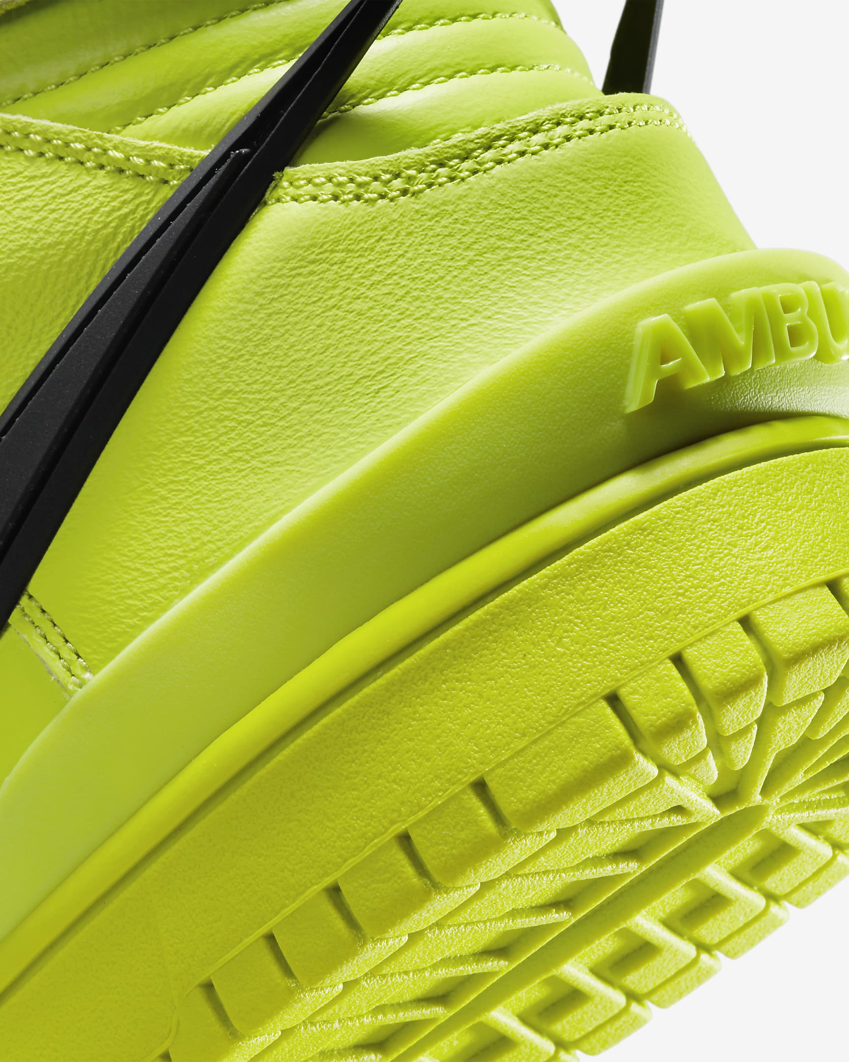 Nike x AMBUSH Dunk High Shoes. Nike BE