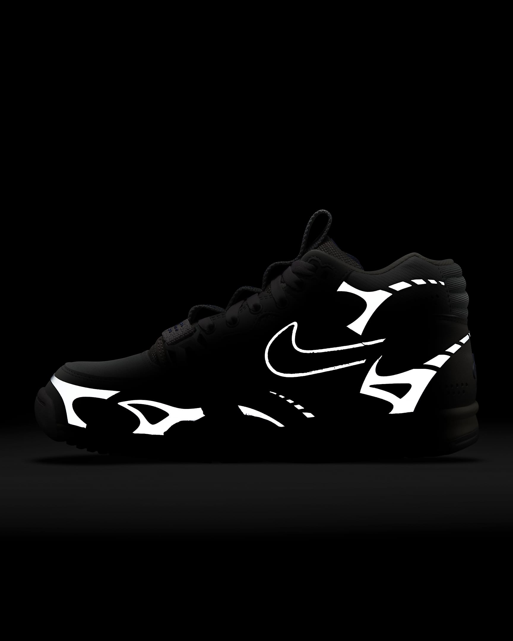 Nike Air Trainer 1 SP Men's Shoes. Nike JP