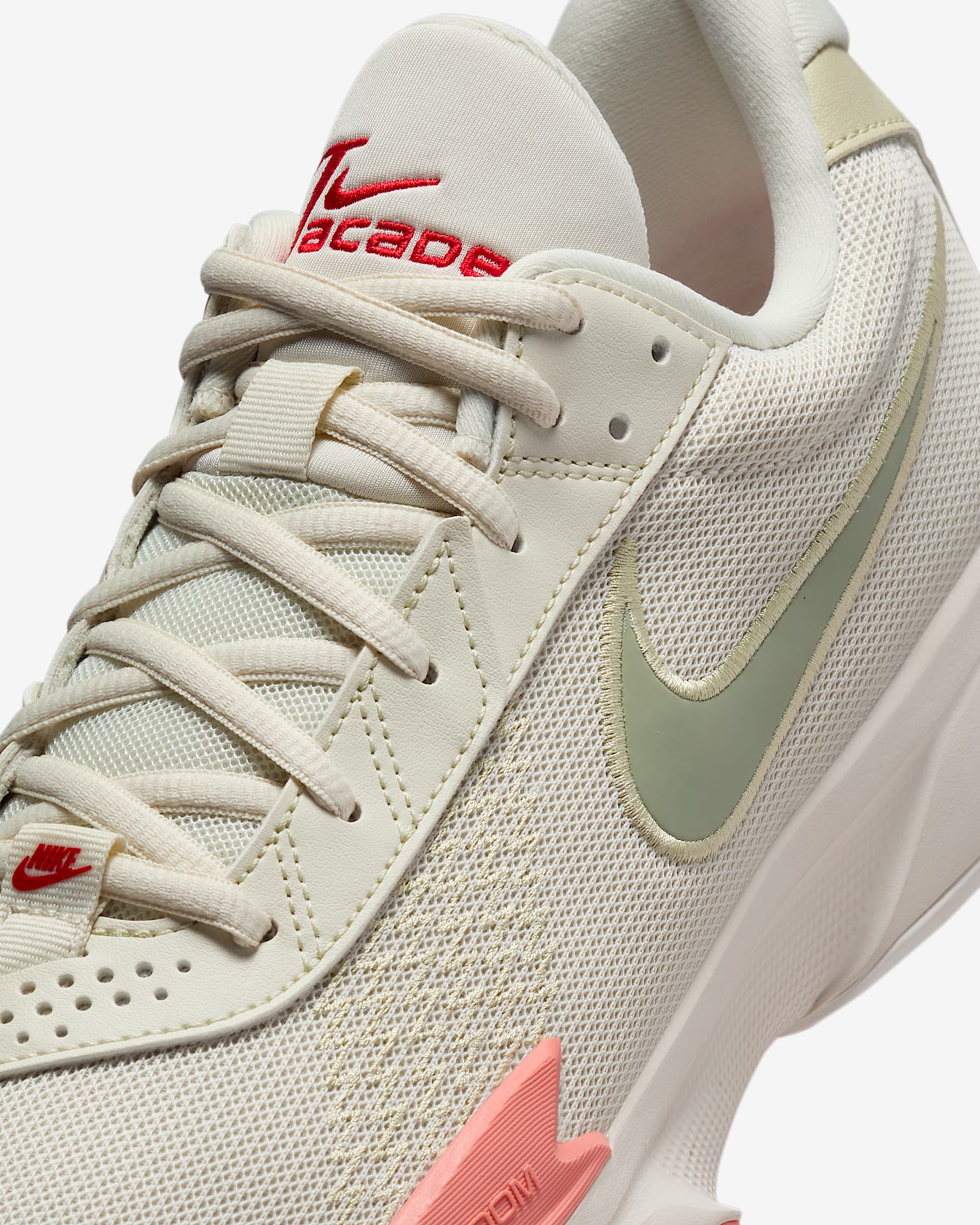 Παπούτσια μπάσκετ Nike G.T. Cut Academy. Nike GR