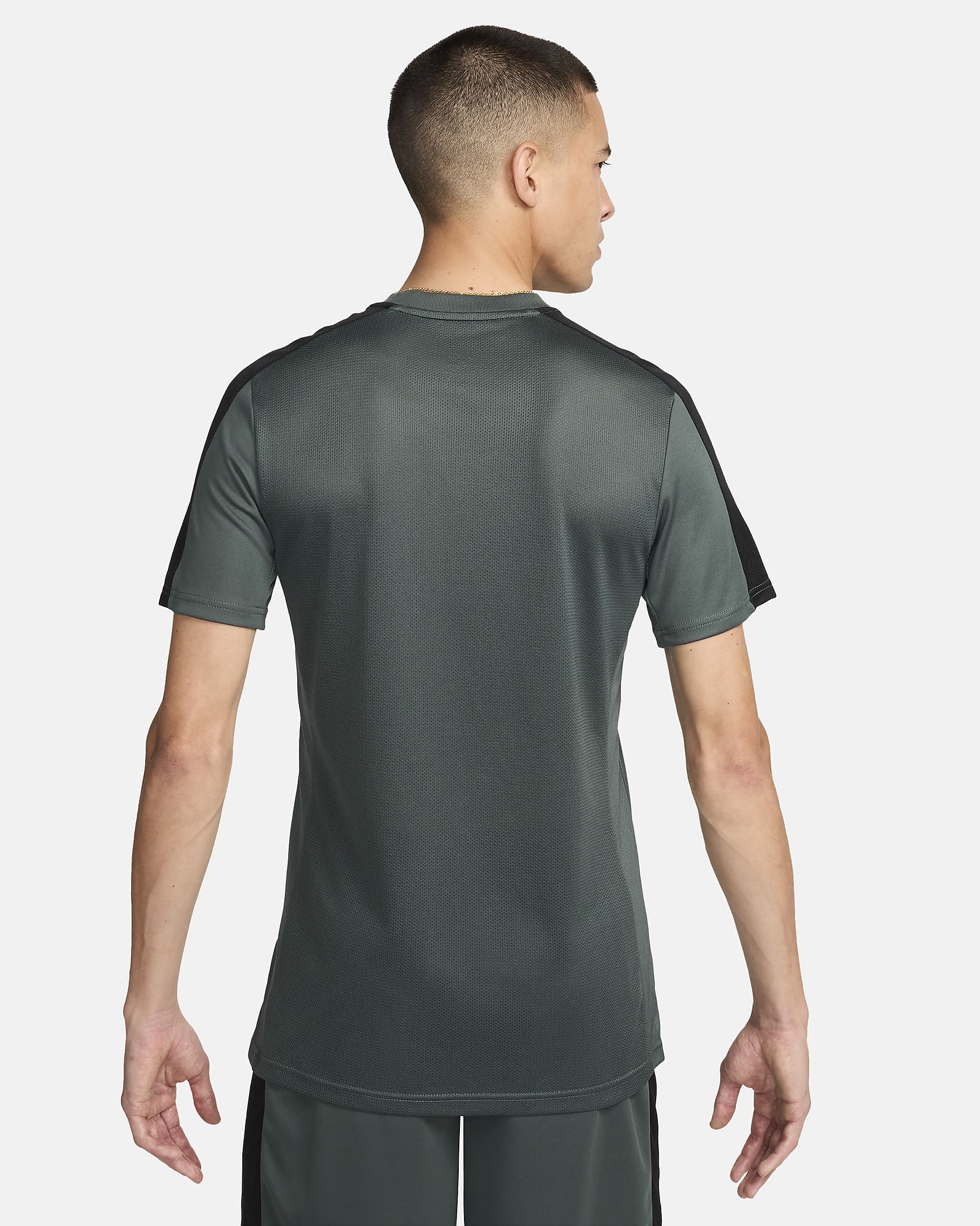 Nike Academy Men's Dri-FIT Short-Sleeve Football Top. Nike IE