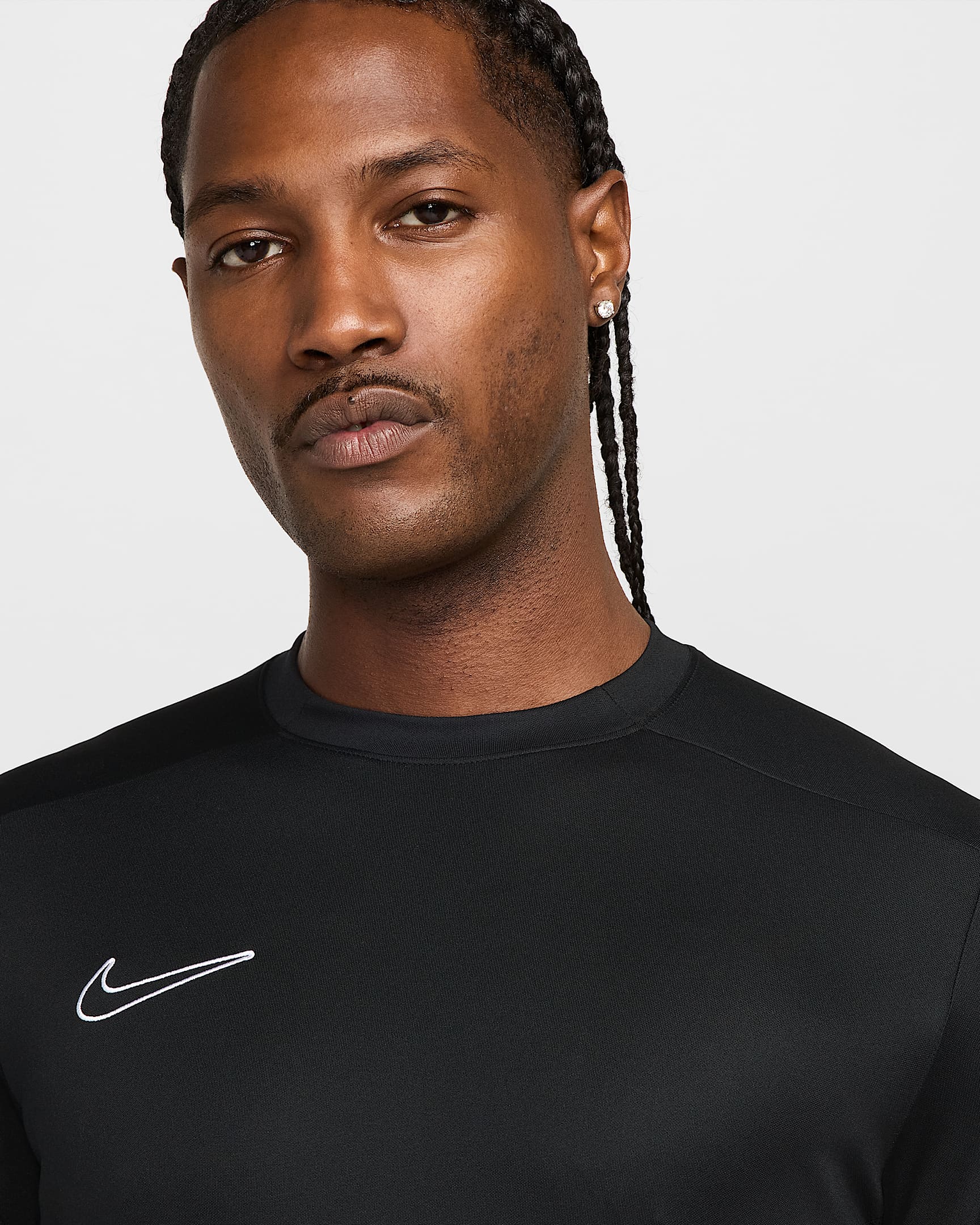 Nike Academy Dri-FIT Kurzarm-Fußballoberteil (Herren). Nike AT