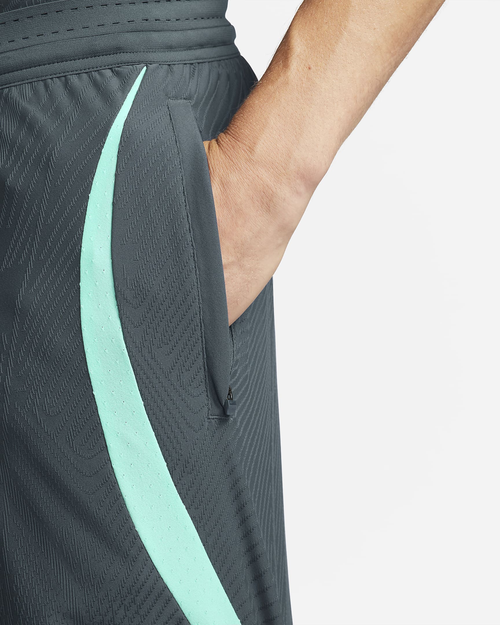 F.C. Barcelona Strike Elite Men's Nike Dri-FIT ADV Knit Football Shorts. Nike NL