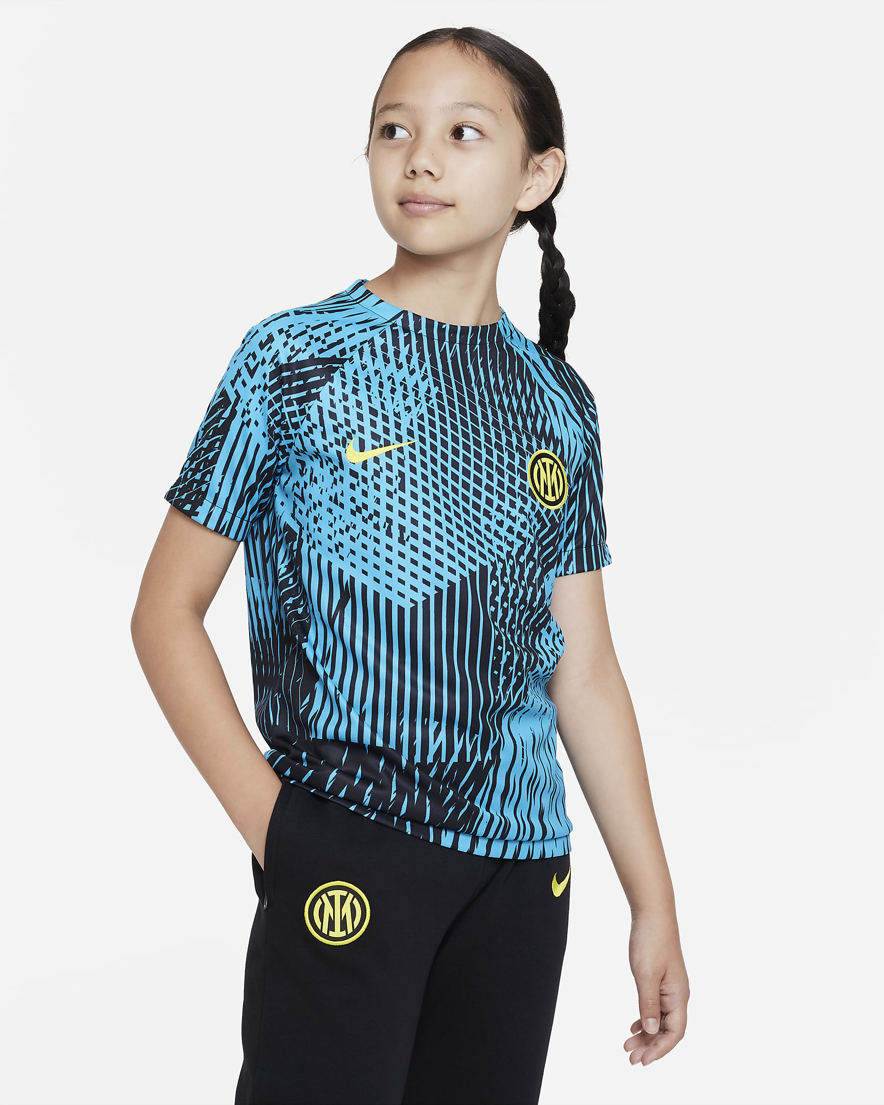 Inter Milan Older Kids' Nike Dri-FIT Pre-Match Football Top. Nike UK