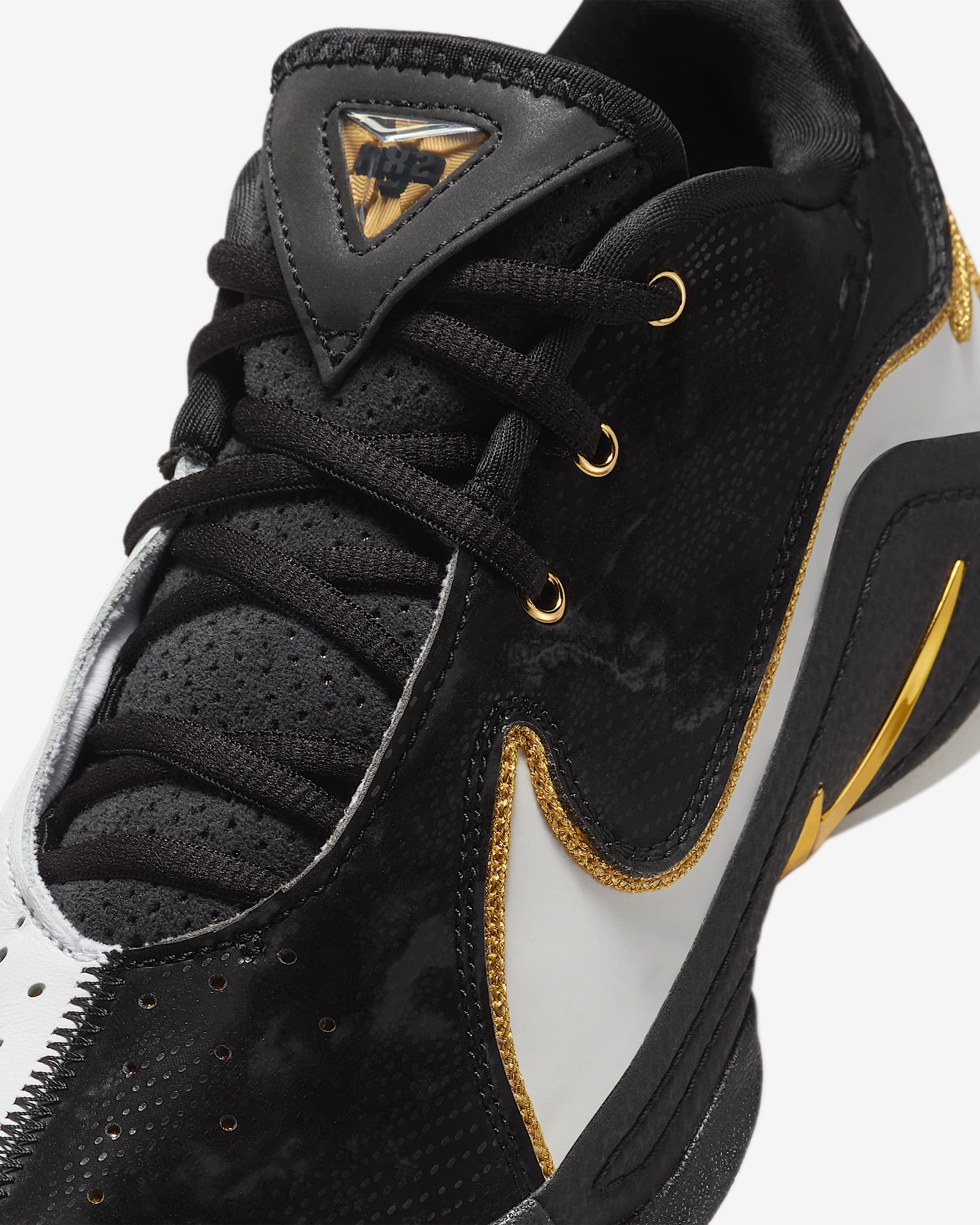LeBron XXII Split Older Kids' Basketball Shoes. Nike ZA