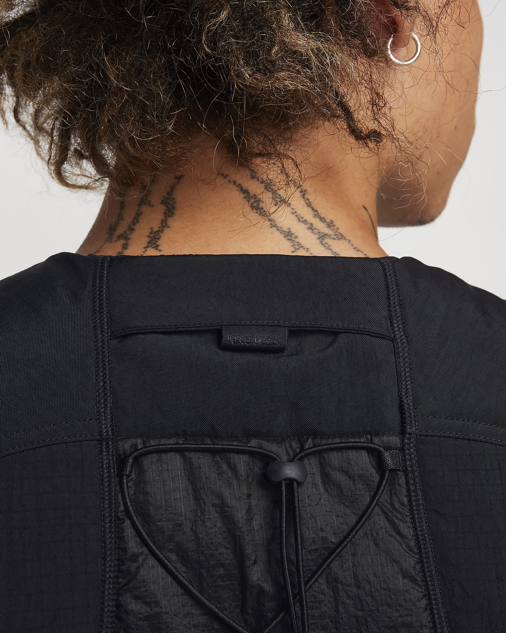 Nike Therma-FIT ADV Axis Men's Fitness Gilet. Nike LU