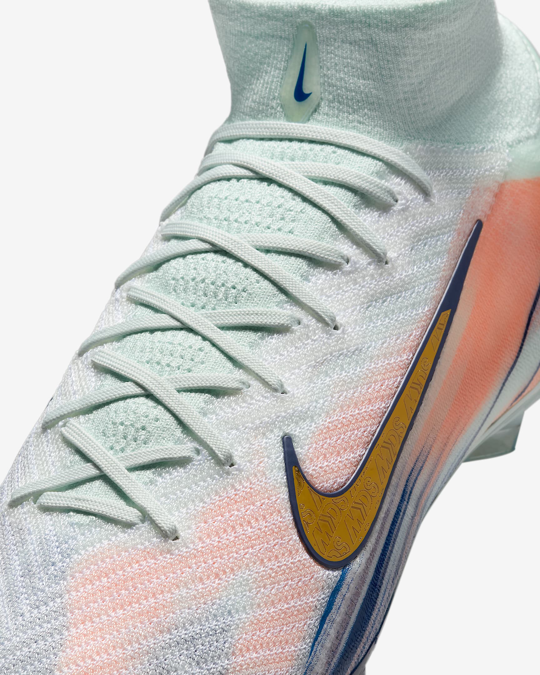 Nike Superfly 10 Elite Mercurial Dream Speed SG-Pro High-Top Football Boot. Nike BG