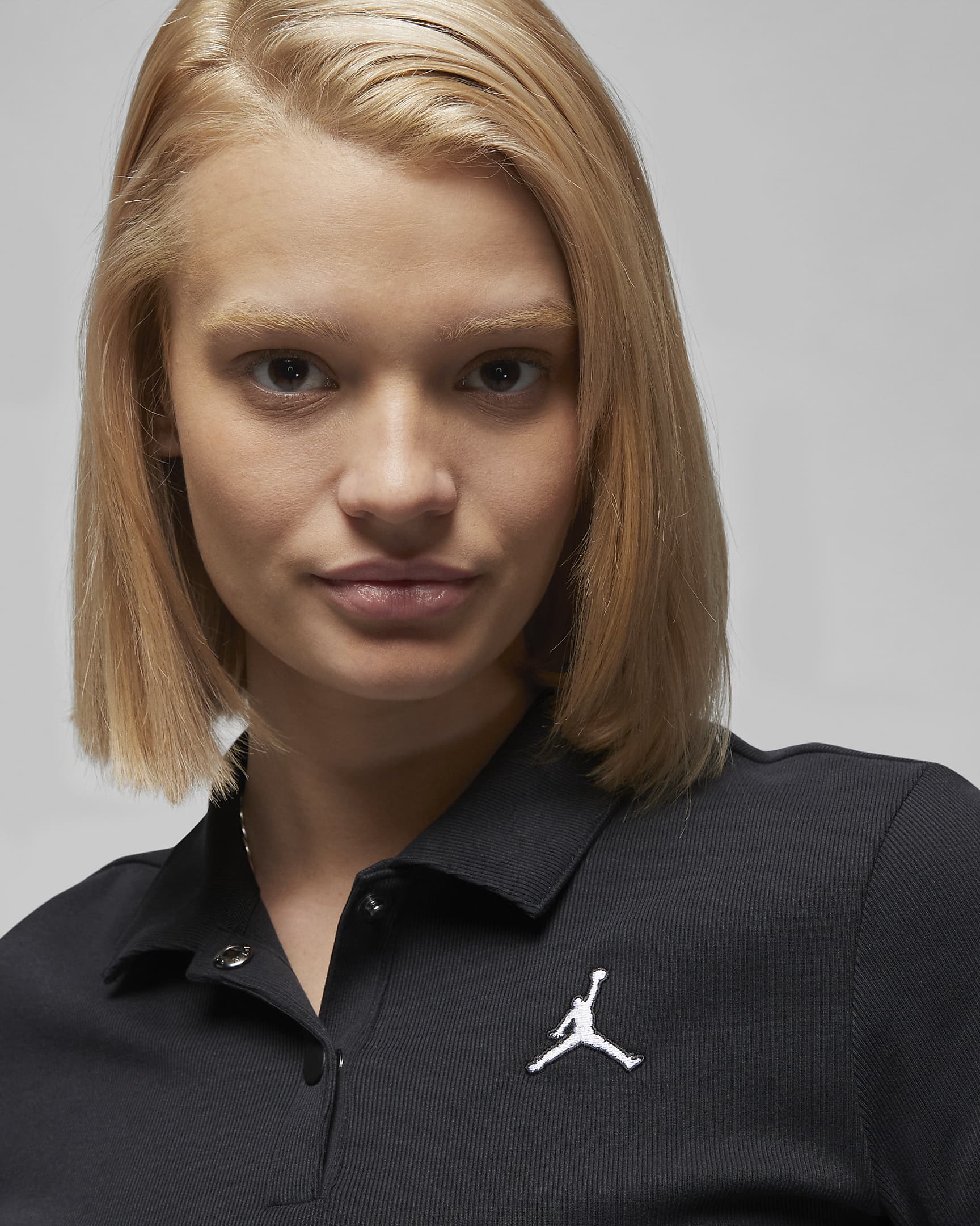 Jordan Women's Cropped Ribbed Polo. Nike DK