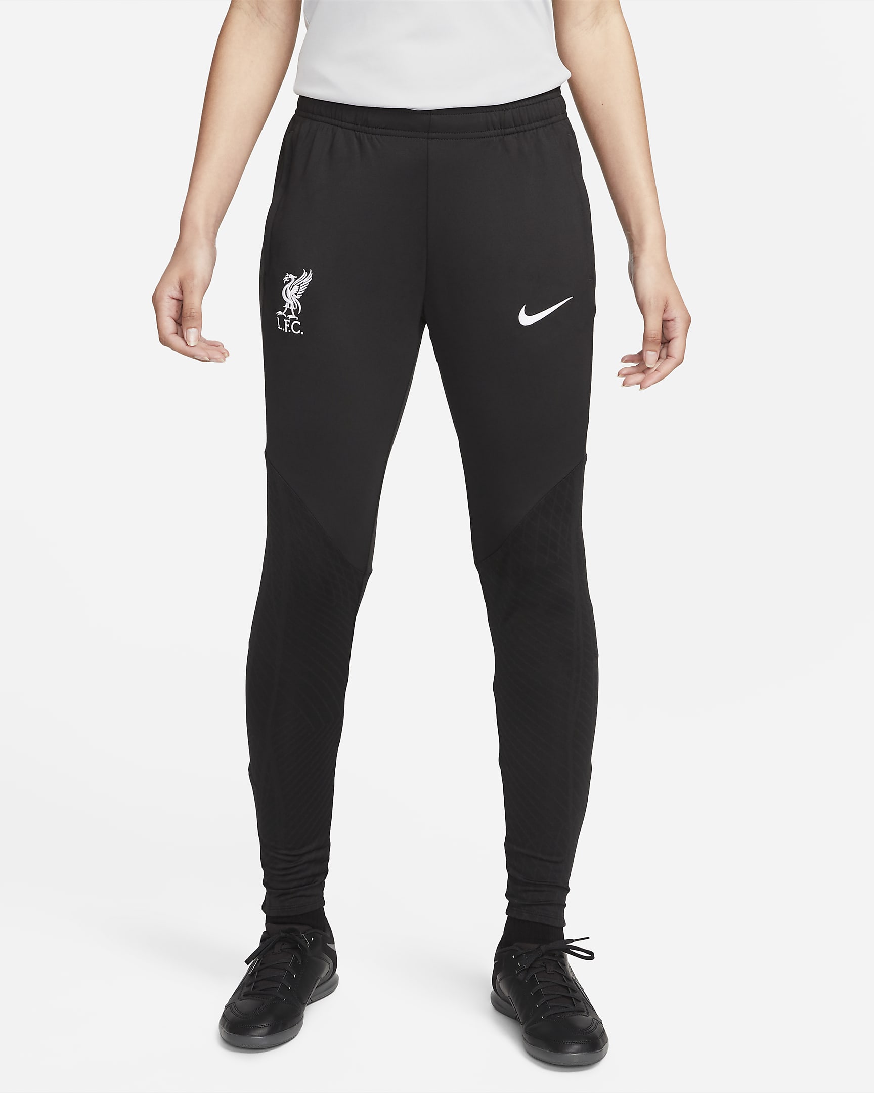 Liverpool F.C. Strike Women's Nike Dri-FIT Knit Football Pants. Nike IE