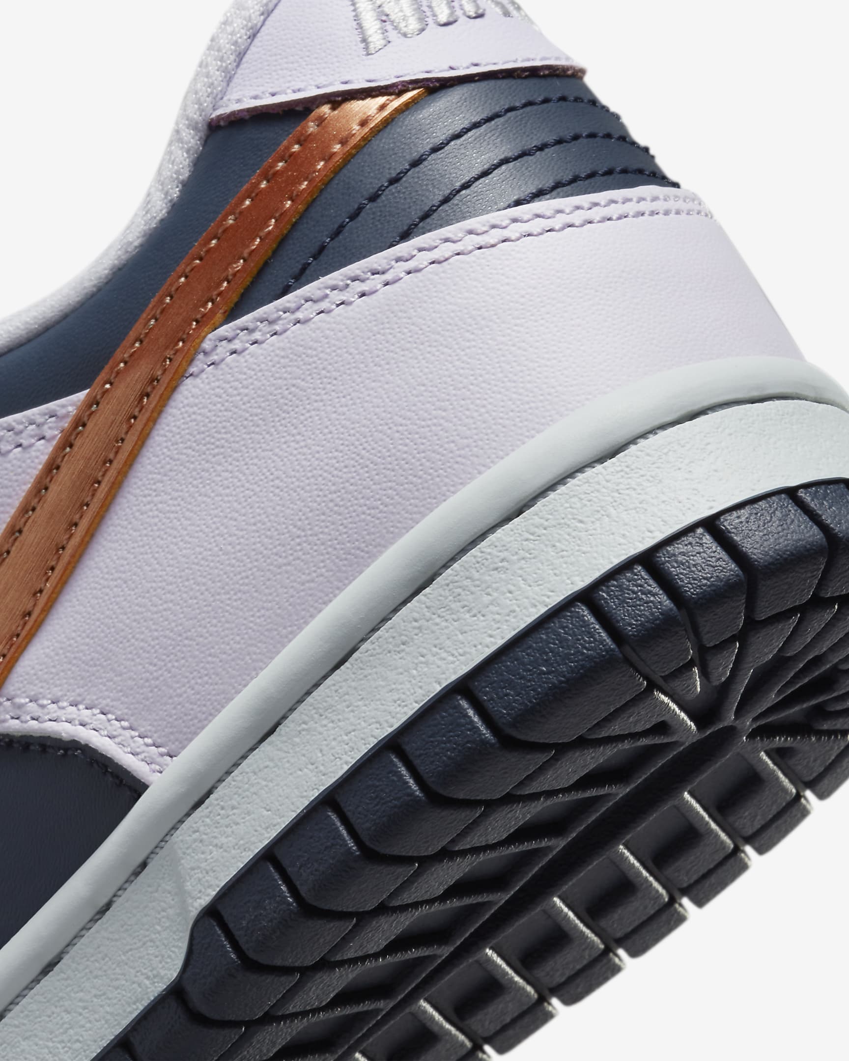 Nike Dunk Low SE Older Kids' Shoes. Nike PH