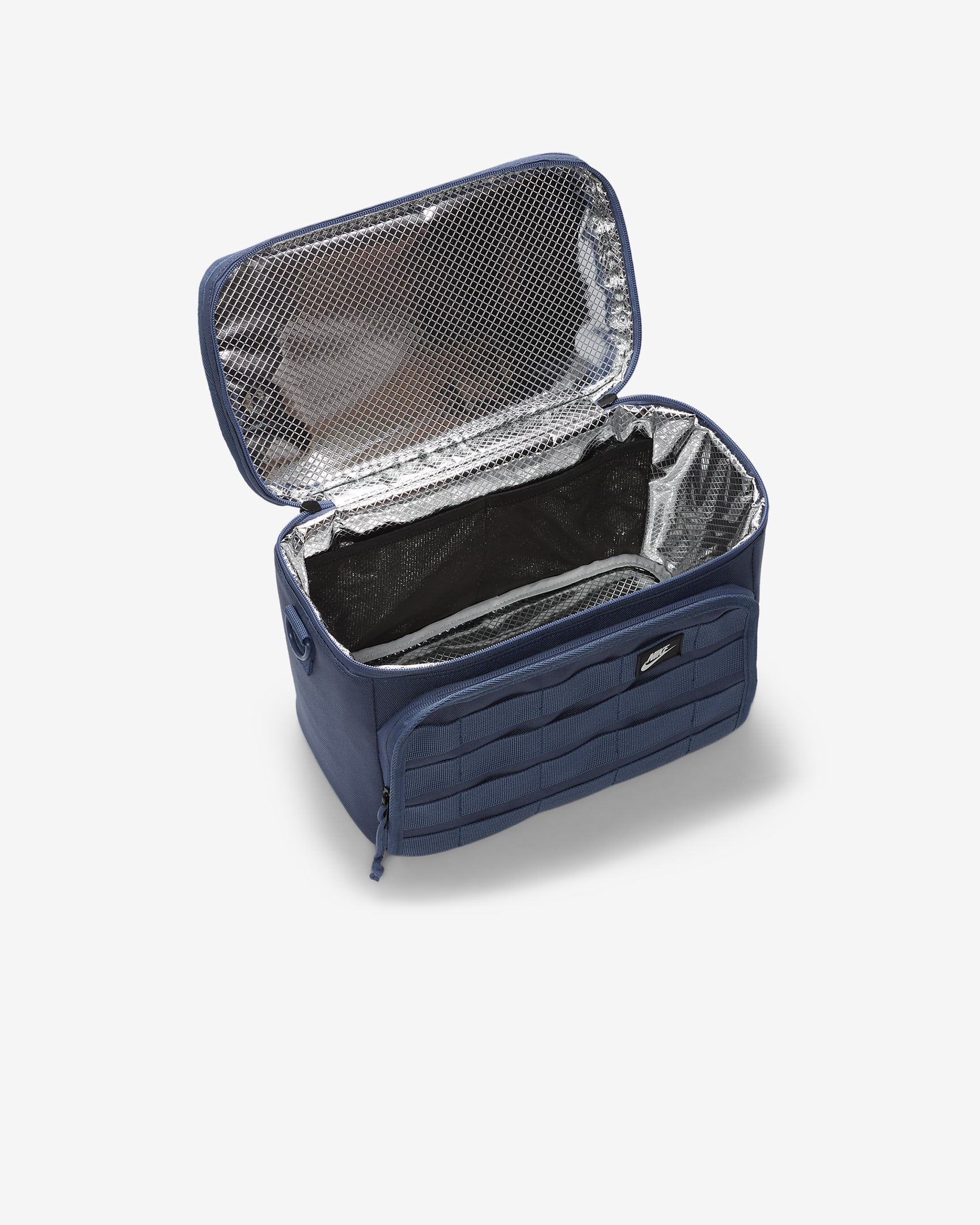 Nike Sportswear Plus Lunch Bag (9L). Nike.com
