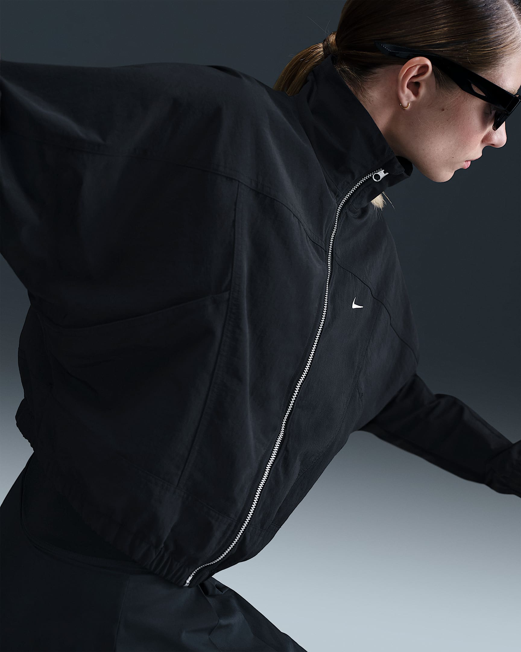 Nike Sportswear Everything Wovens Women's Oversized Repel UV Protection ...