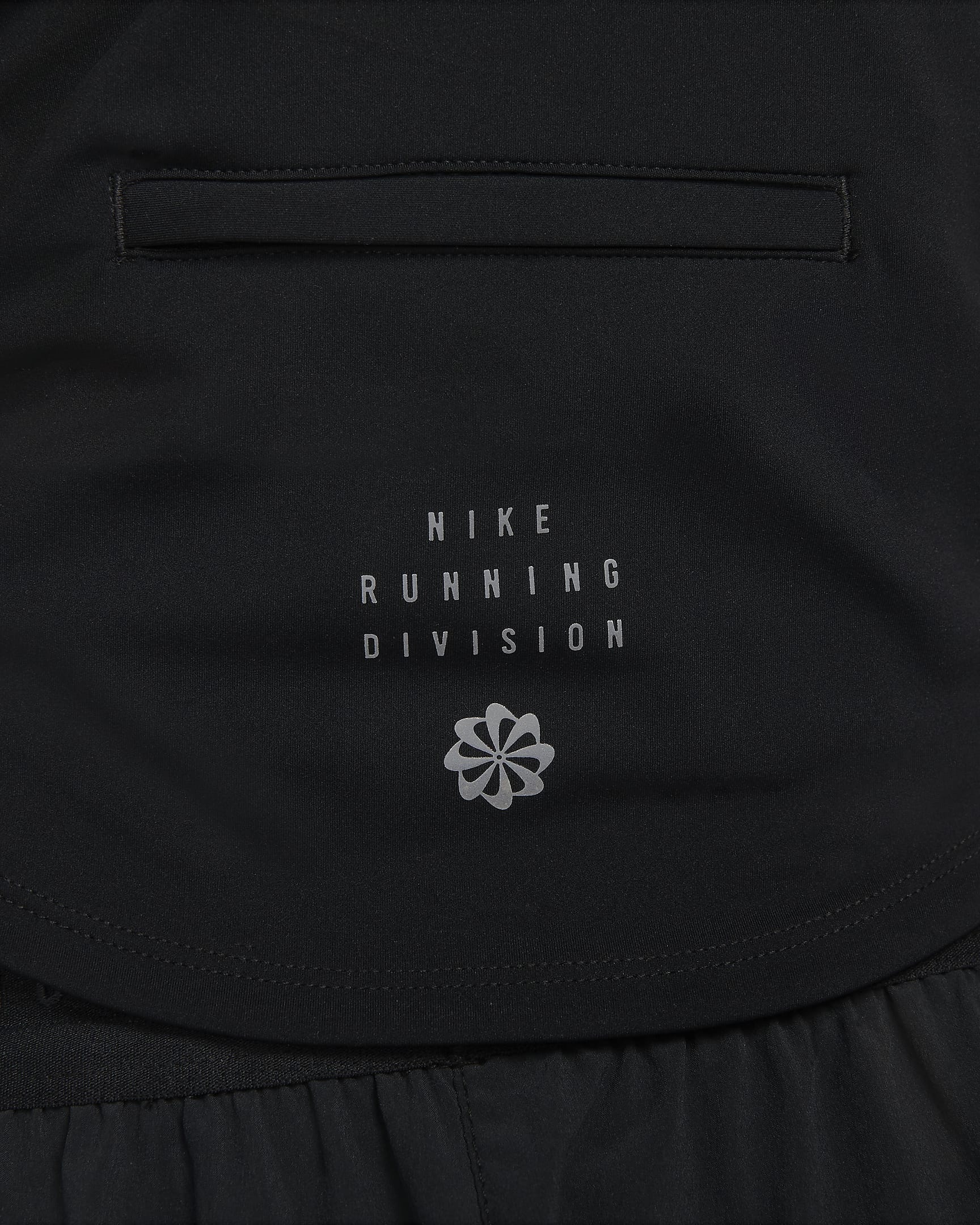 Nike Dri-FIT Run Division Women's Running Tank. Nike DK