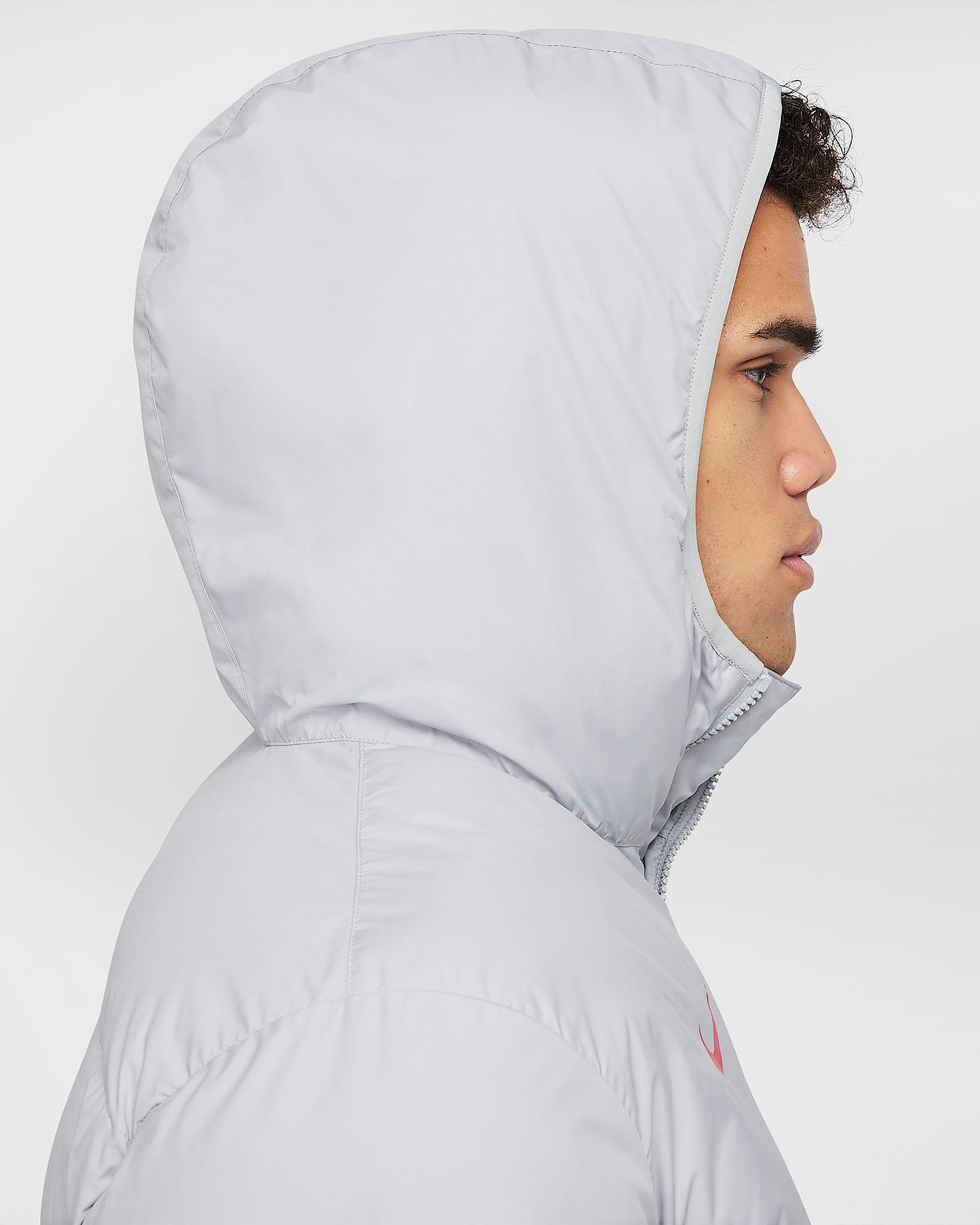 Liverpool F.C. Strike Windrunner PrimaLoft® Men's Nike Storm-FIT ...