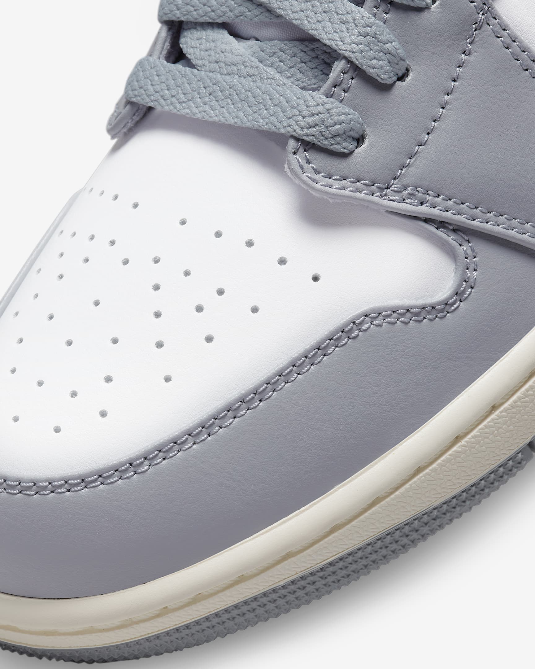 Air Jordan 1 Low Men's Shoes. Nike PH