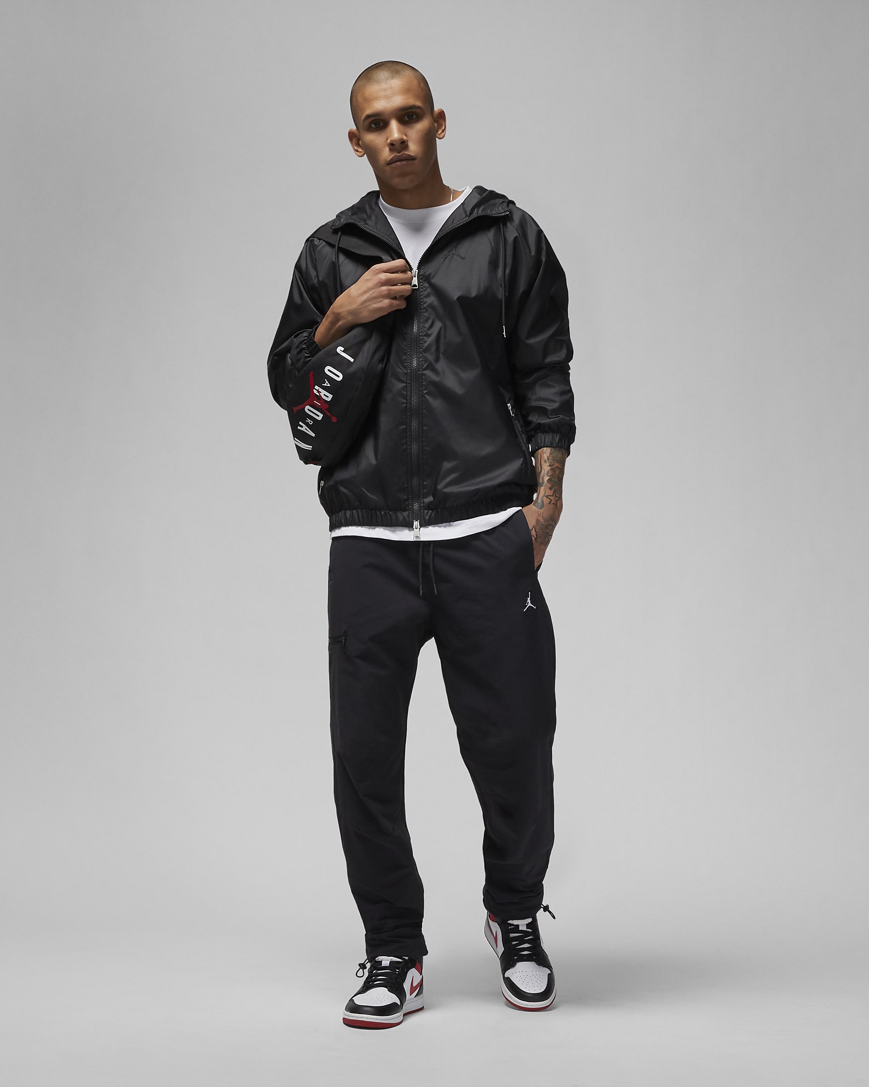 Jordan Essentials Men's Woven Trousers. Nike ID