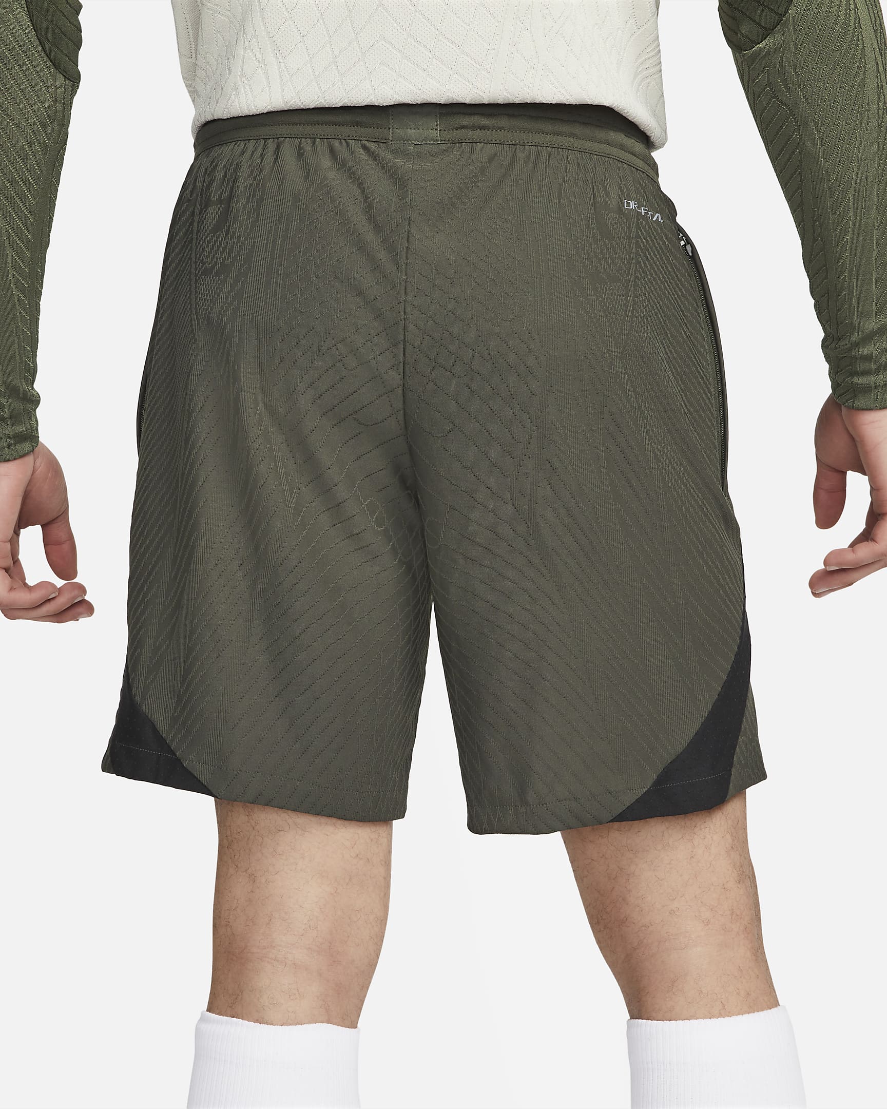 F.C. Barcelona Strike Elite Men's Nike Dri-FIT ADV Knit Football Shorts. Nike NZ