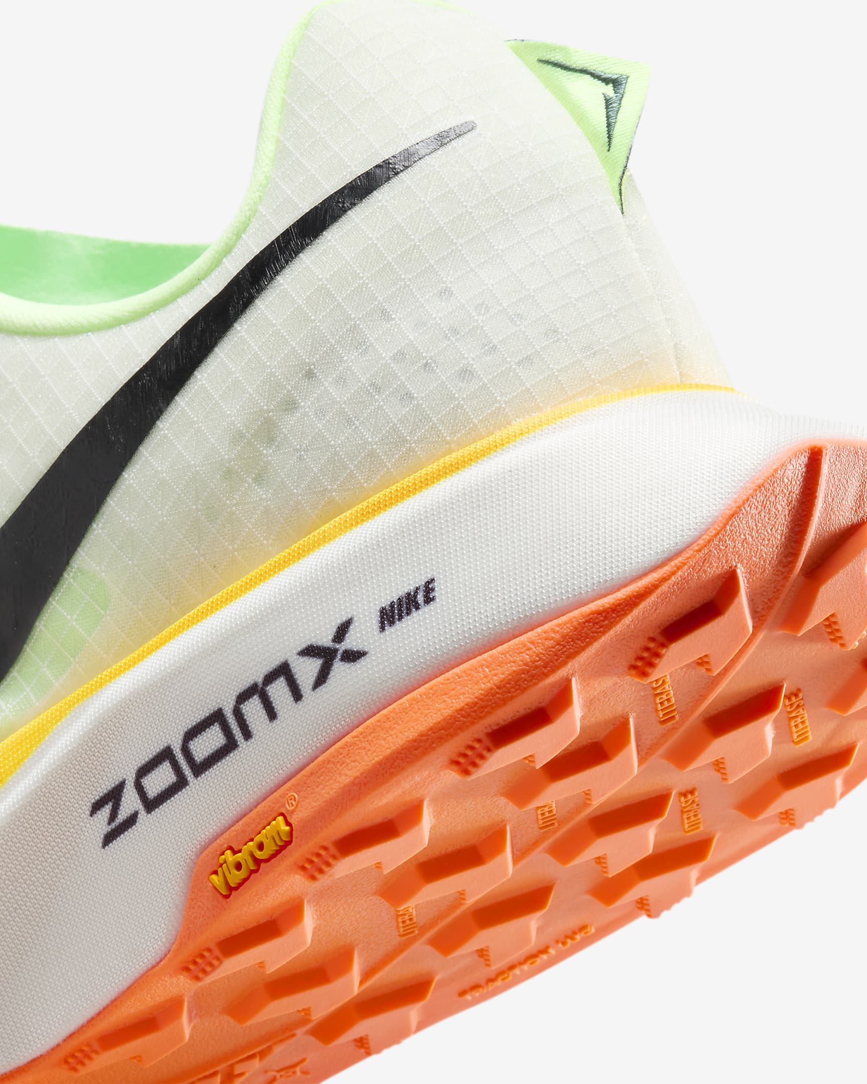 Nike Ultrafly Women's Trail Racing Shoes. Nike UK