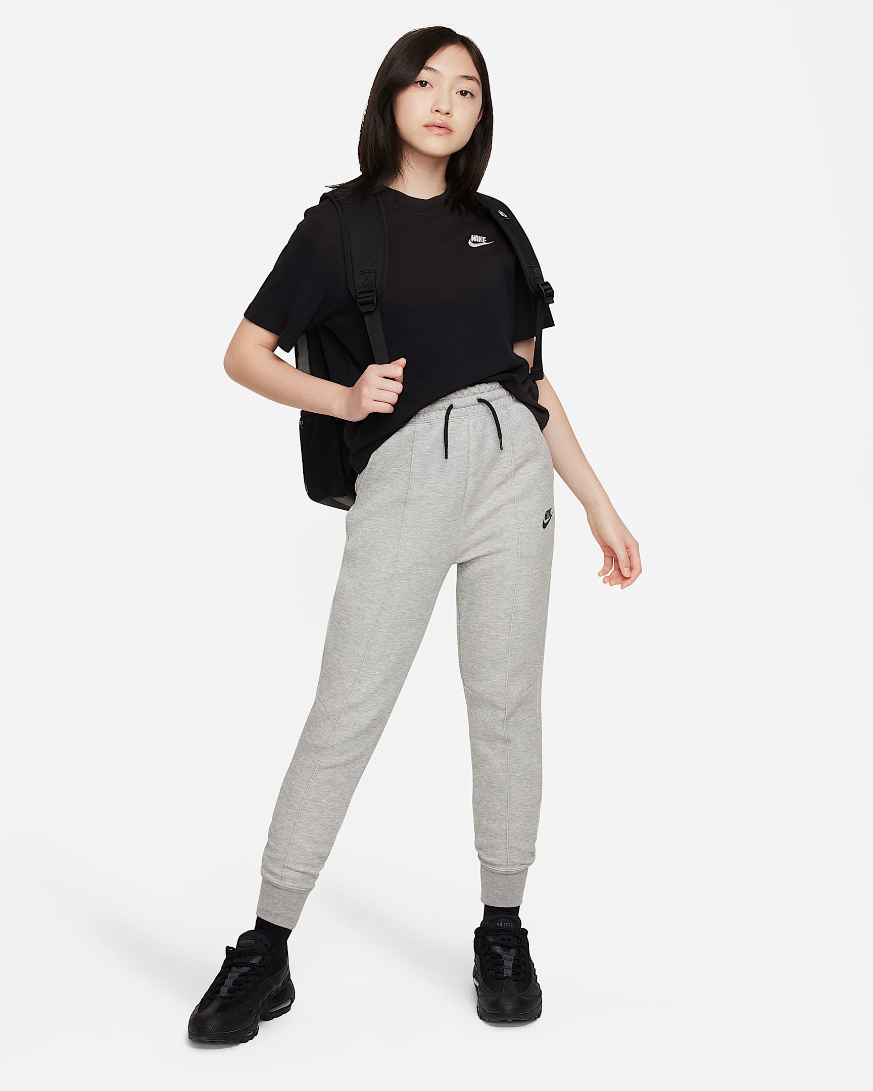 Nike Sportswear Tech Fleece Older Kids' (Girls') Joggers. Nike BE