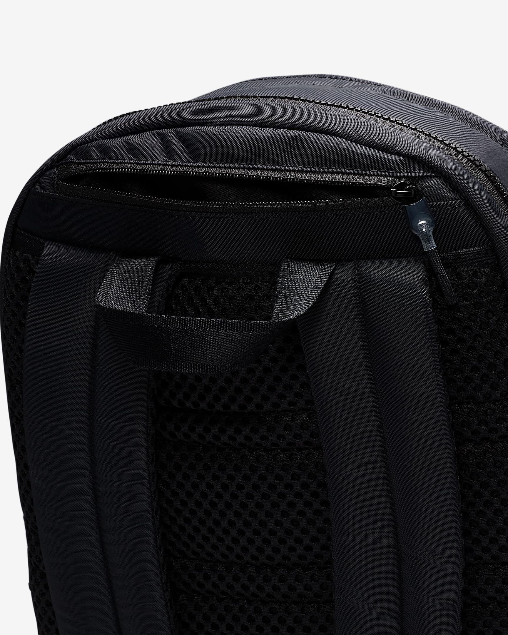 Nike Sportswear Essentials Backpack (20L). Nike PH