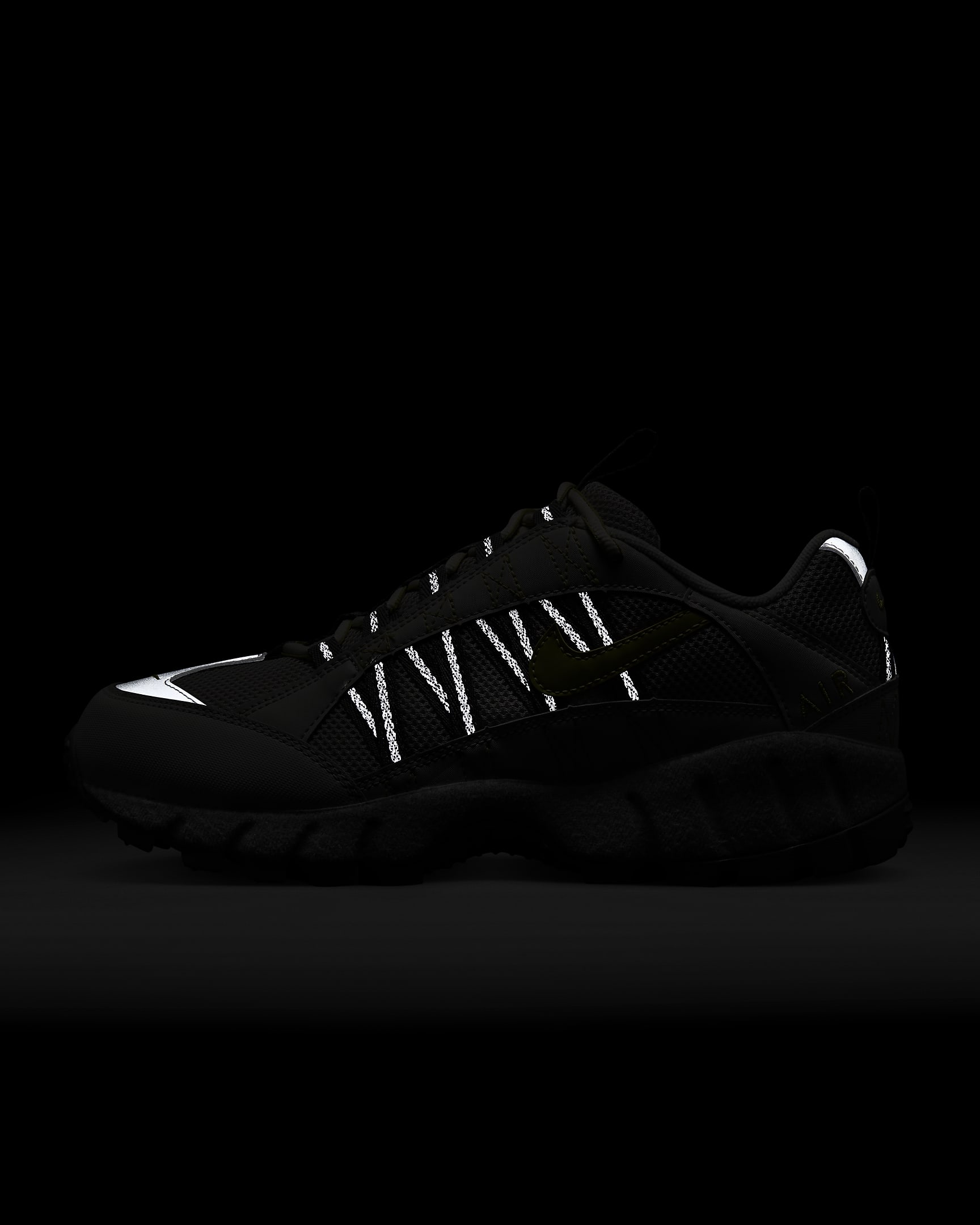 Nike Air Humara Shoes. Nike HR